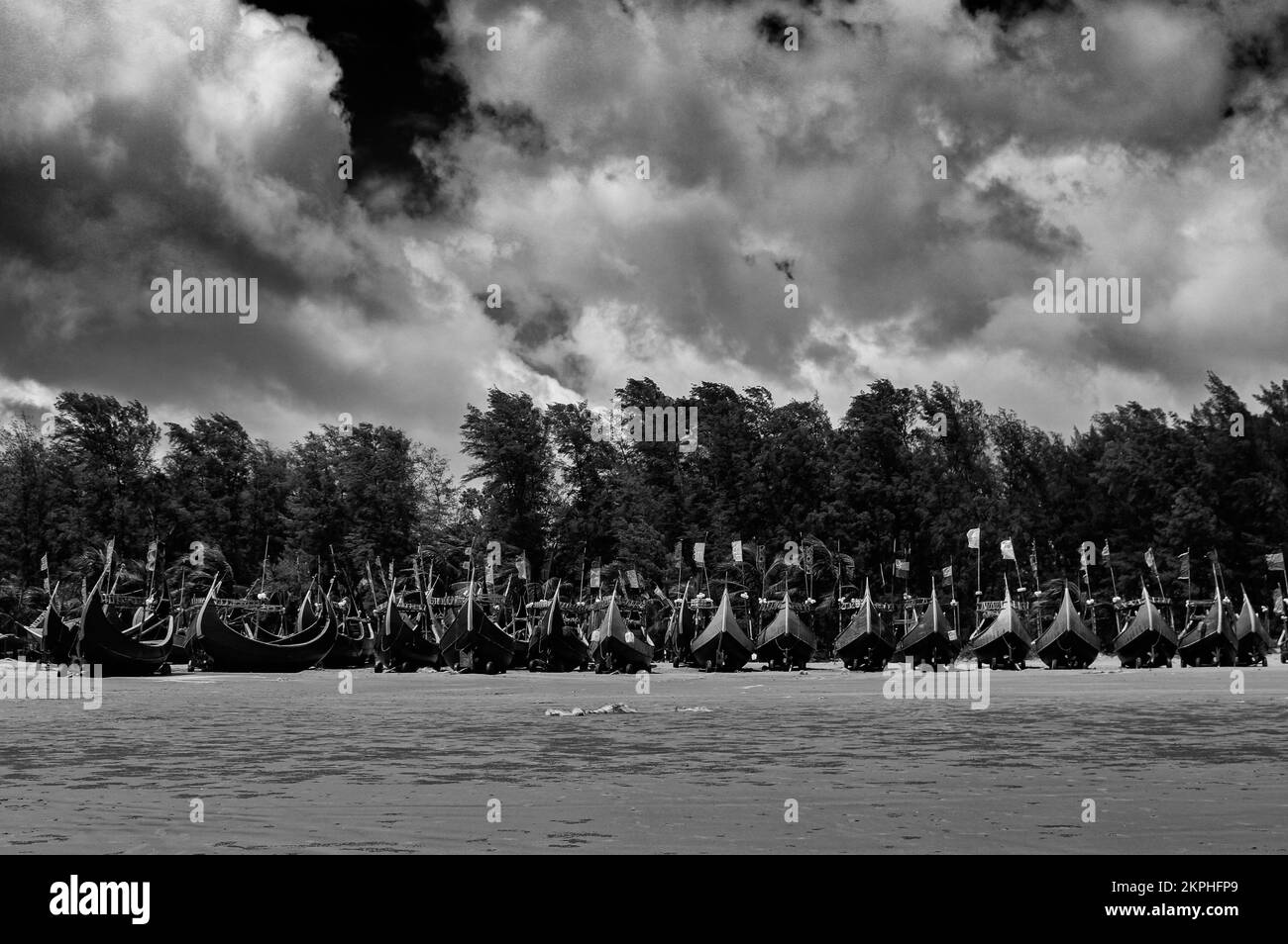 Finishing boat working hi-res stock photography and images - Alamy