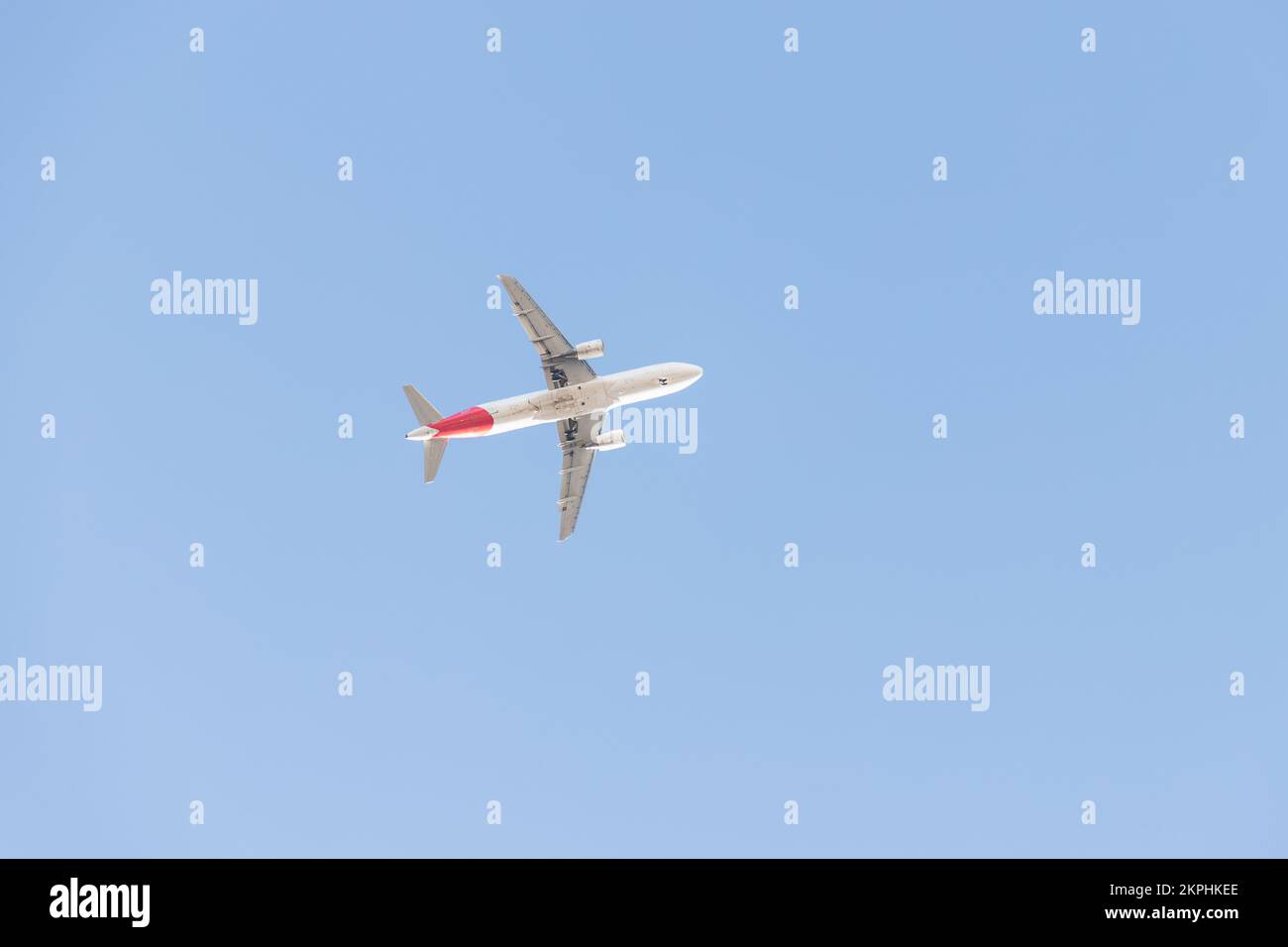Aviation background airplanes flying hi-res stock photography and ...