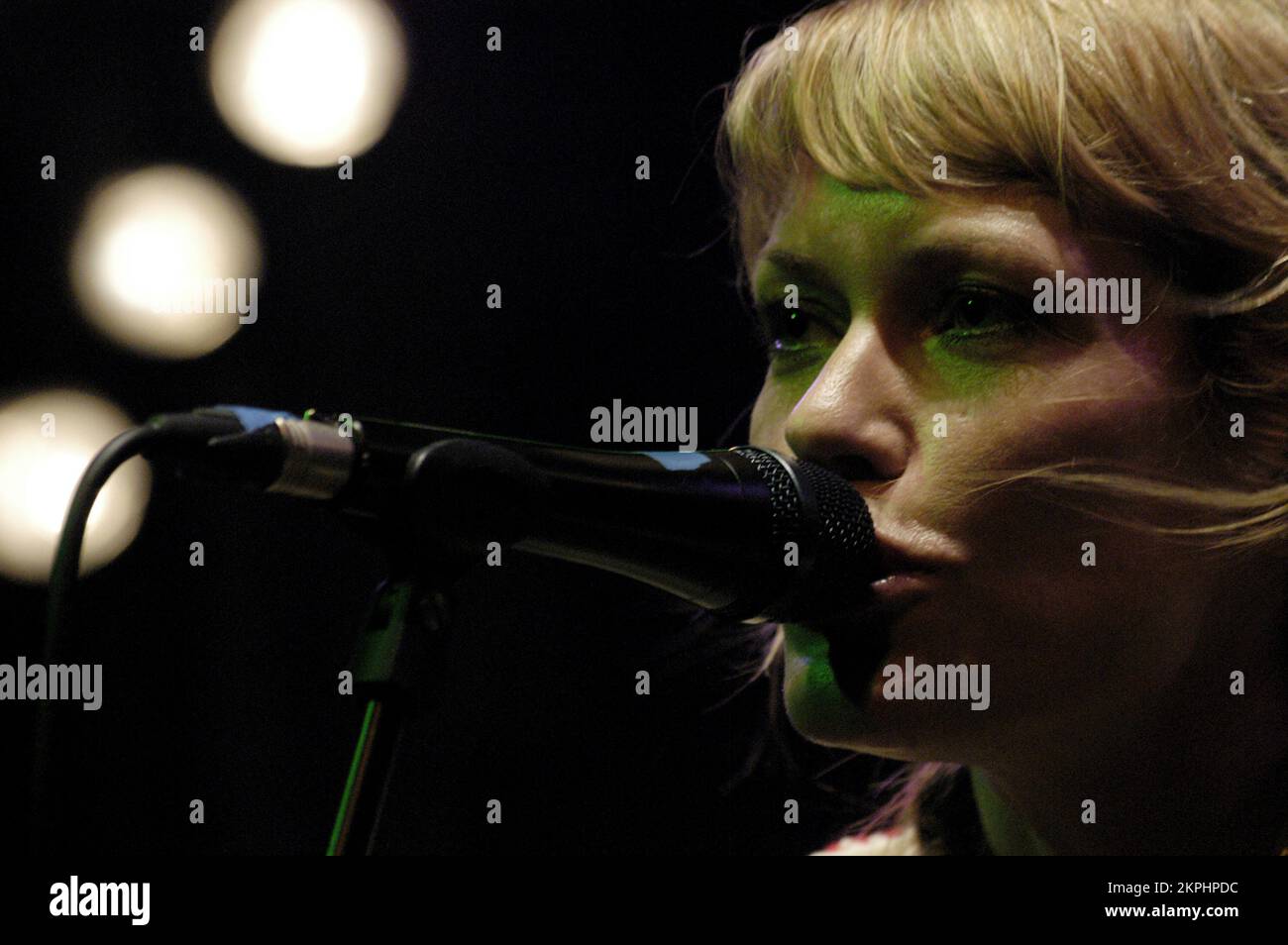 Ex indie guitar player hi-res stock photography and images - Alamy