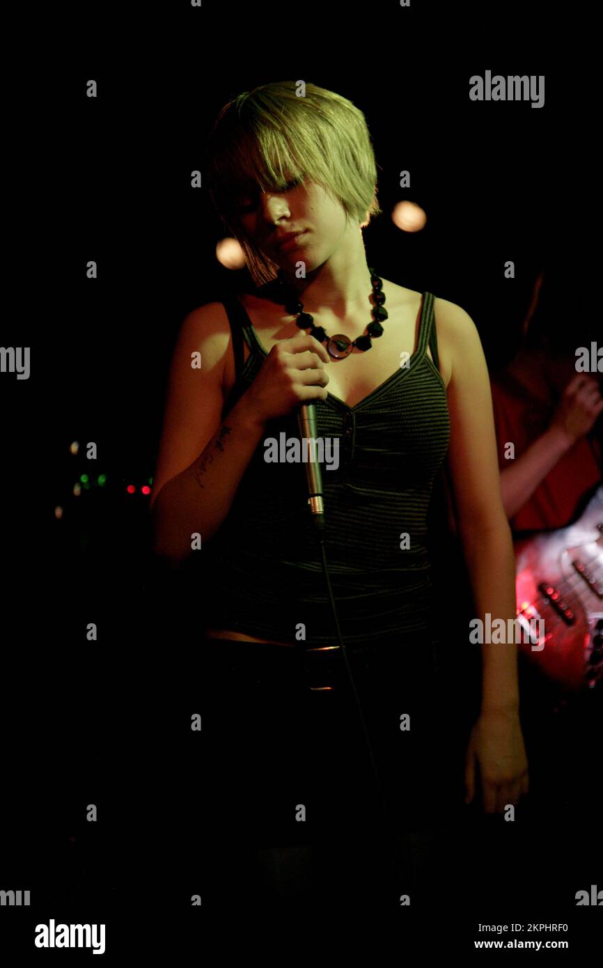 Eva spence hi-res stock photography and images - Alamy