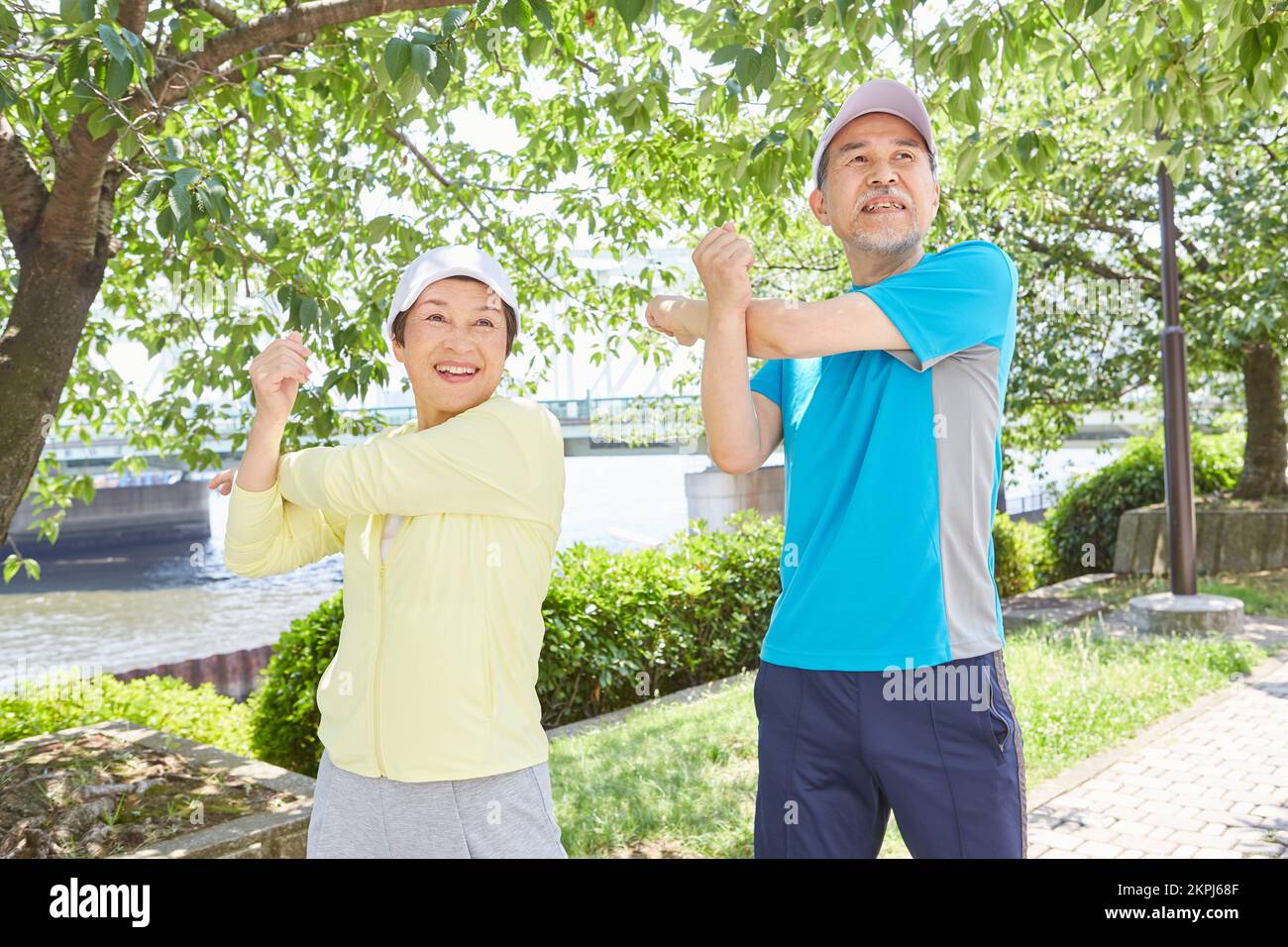 Park senior gymnastics exercises hi-res stock photography and images ...
