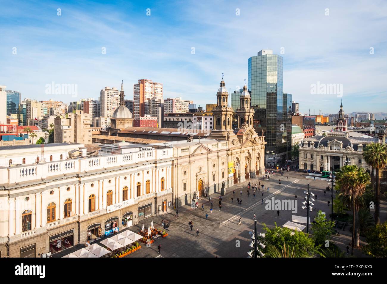 Plaza principal de santiago hi-res stock photography and images - Alamy
