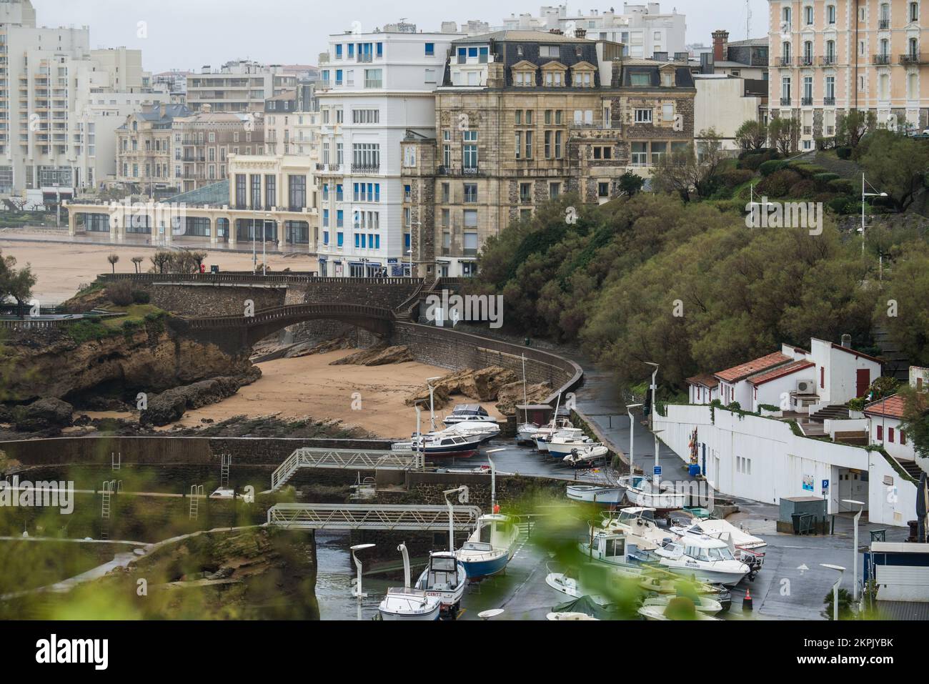 Spiaggia biarritz hi-res stock photography and images - Alamy