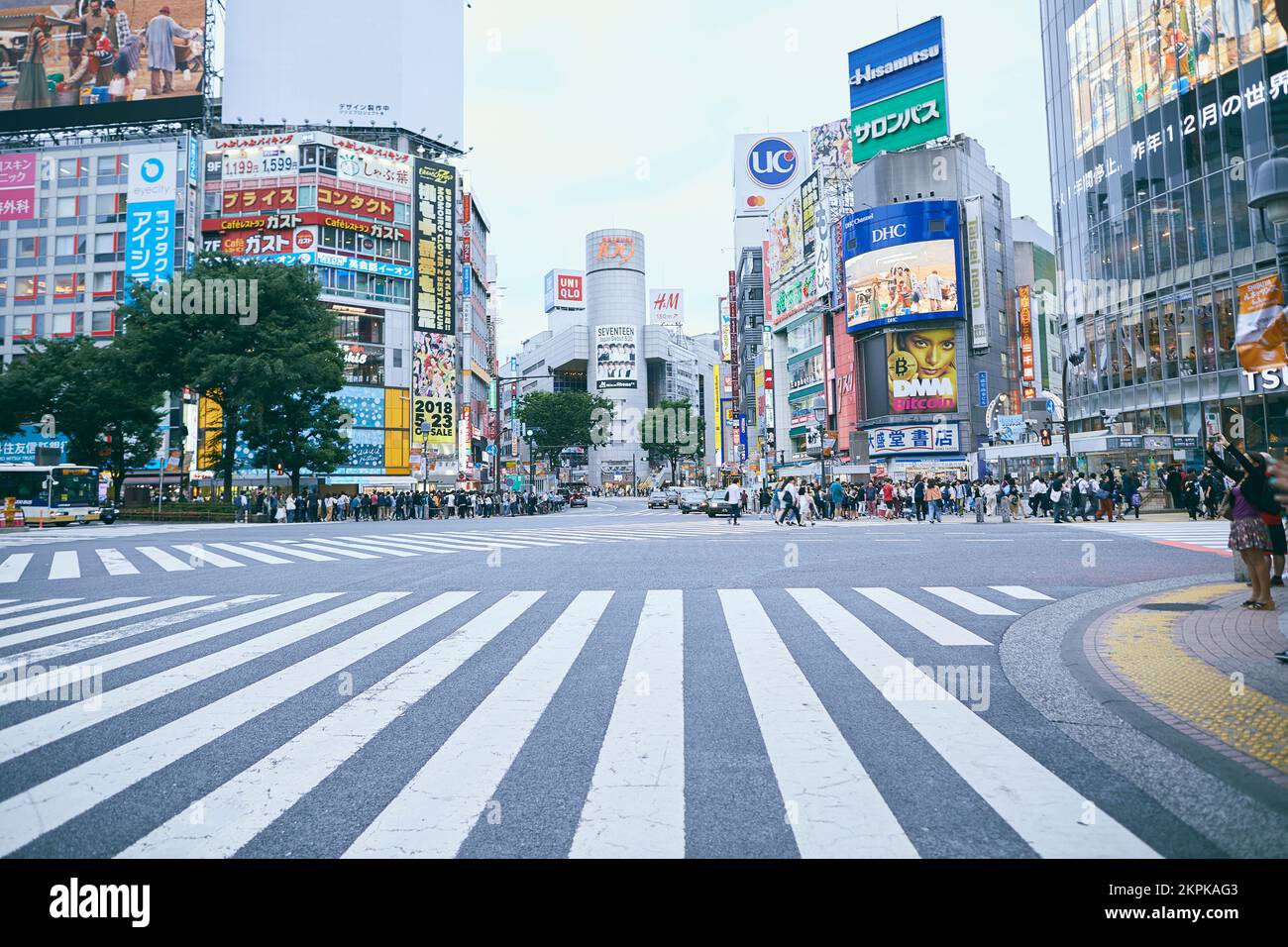 Shibuya Scramble Crossing Stock Photo - Alamy