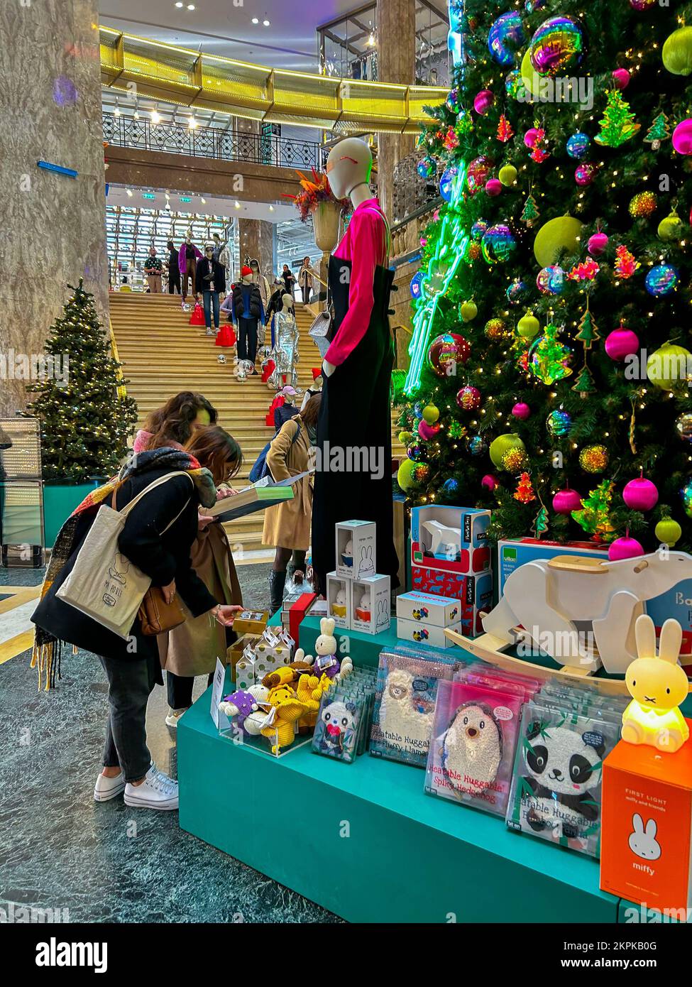 Paris, France, inside French Department Store, Galeries Lafayette, Ave ...