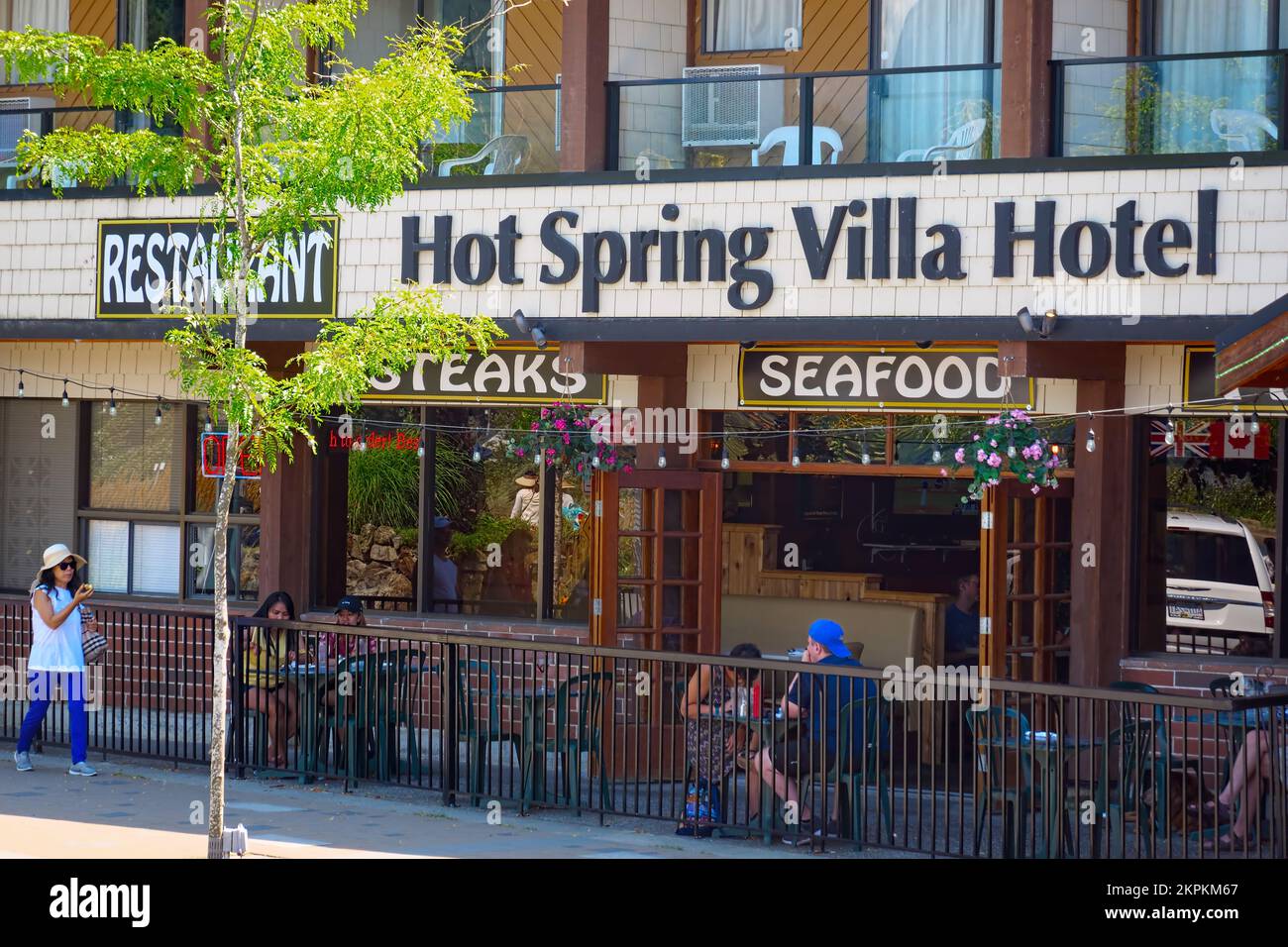 Hot Spring Villa Hotel Restaurant in Harrison Hot Springs, B. C ...