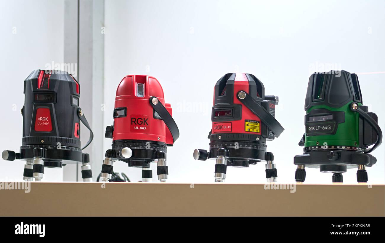 Measuring geodetic instrument for engineering works and topographic ...