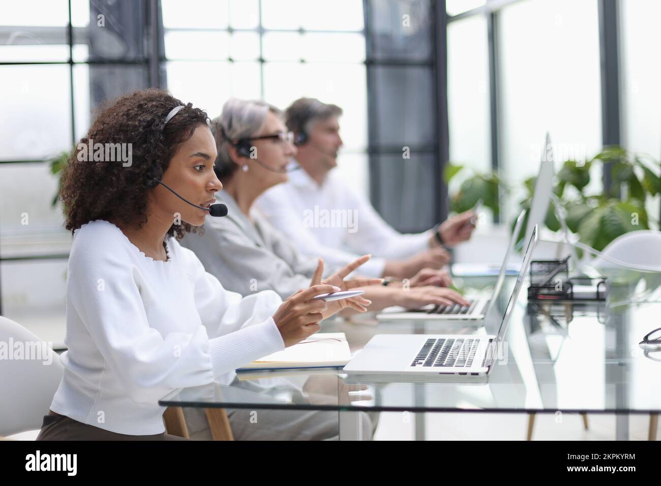 Elderly customer desk hi-res stock photography and images - Alamy