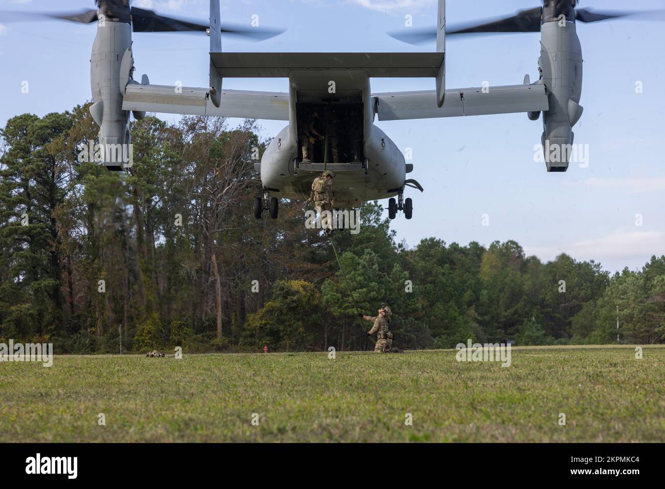 East-Coast-based U.S. Naval Special Warfare Operators (SEALs) fast rope ...