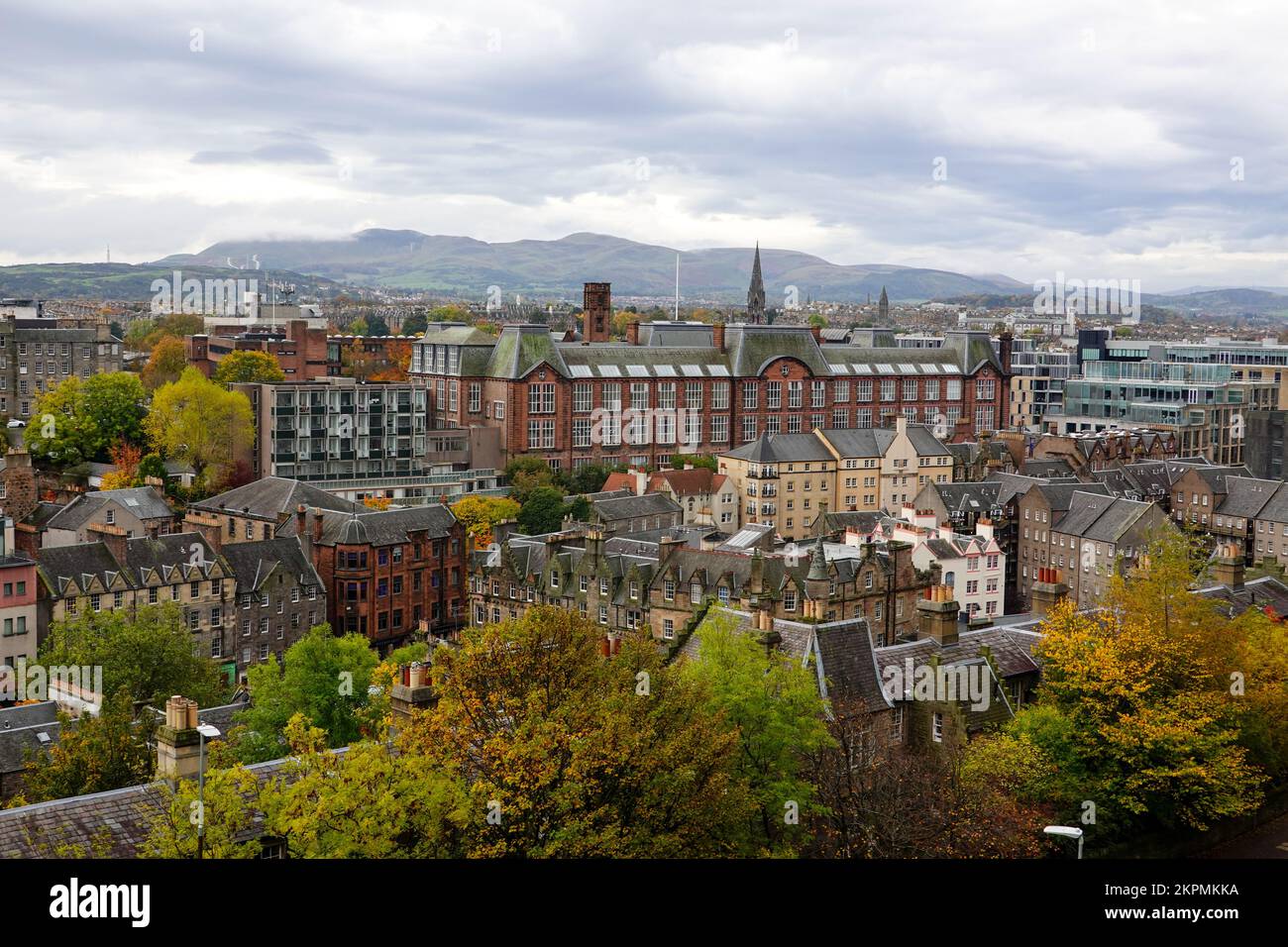 Edinburgh old town aerial view hi-res stock photography and images - Alamy