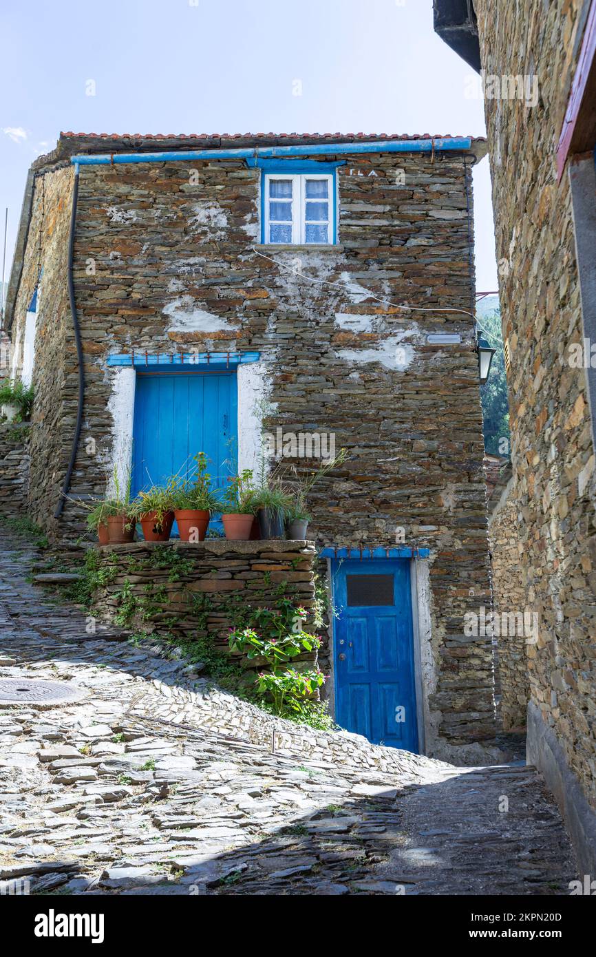 Piódão, Arganil, distrito de Coimbra, Portugal Stock Photo - Alamy