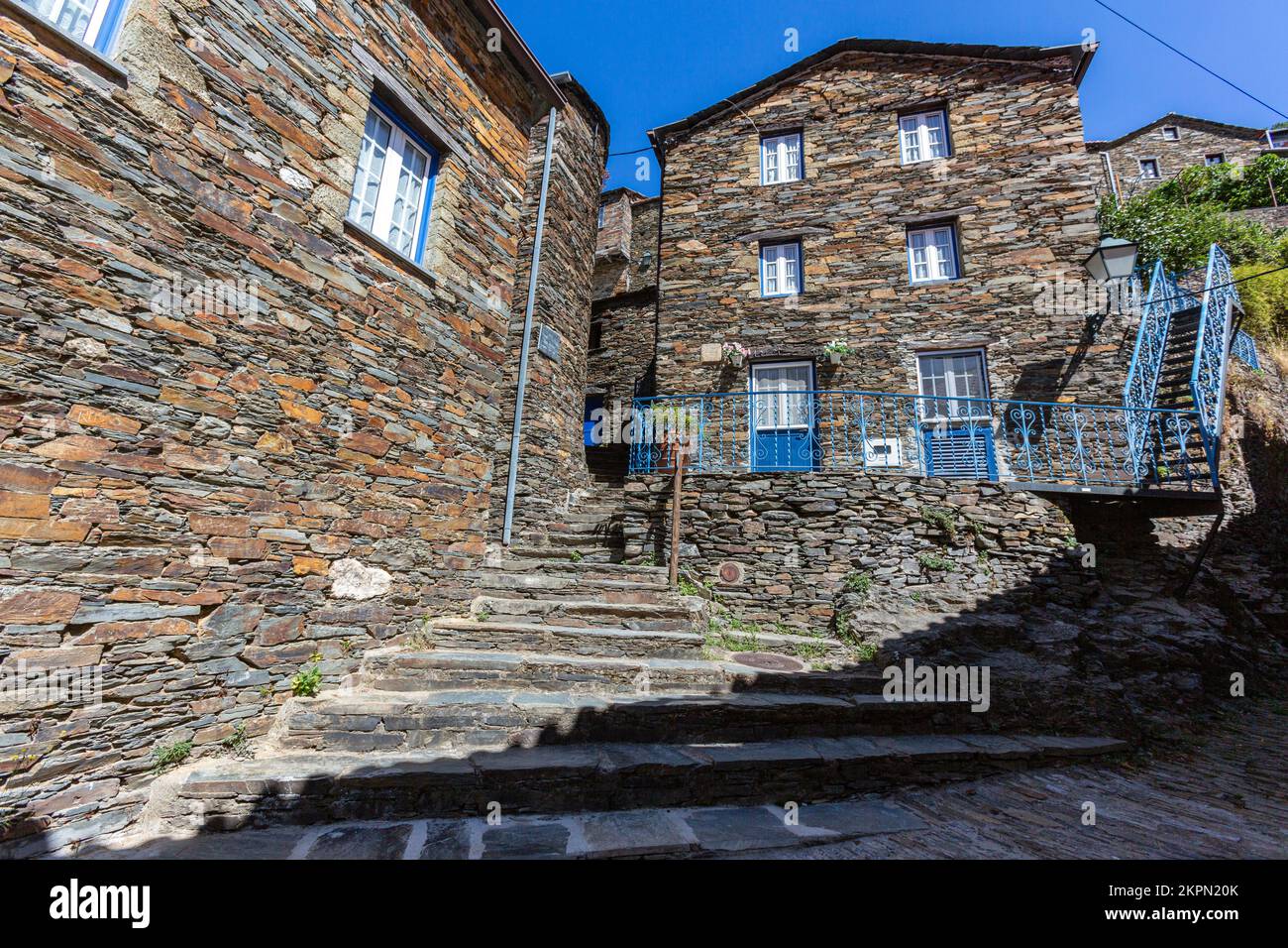 Piódão, Arganil, distrito de Coimbra, Portugal Stock Photo - Alamy