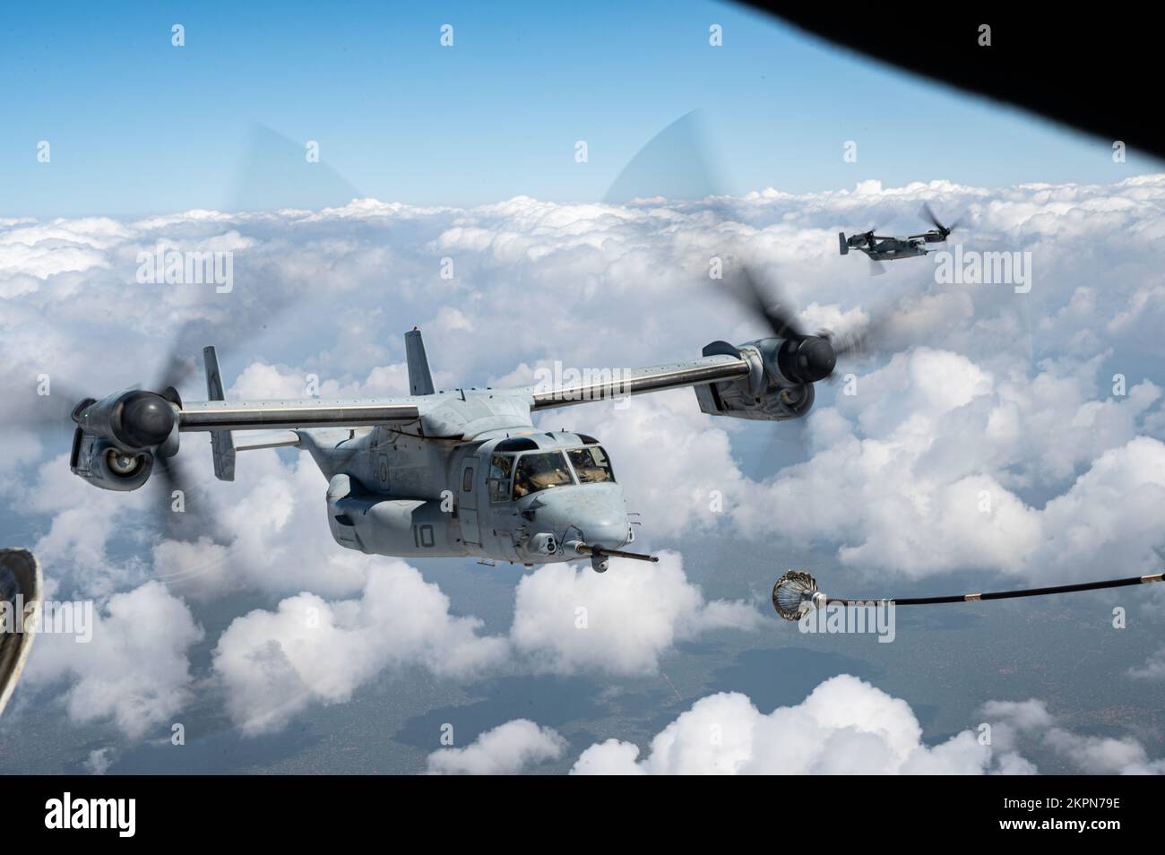 A U.S. Marine Corps MV-22 Osprey, assigned to Marine Medium Tiltrotor Squadron 266 (VMM 266 ...