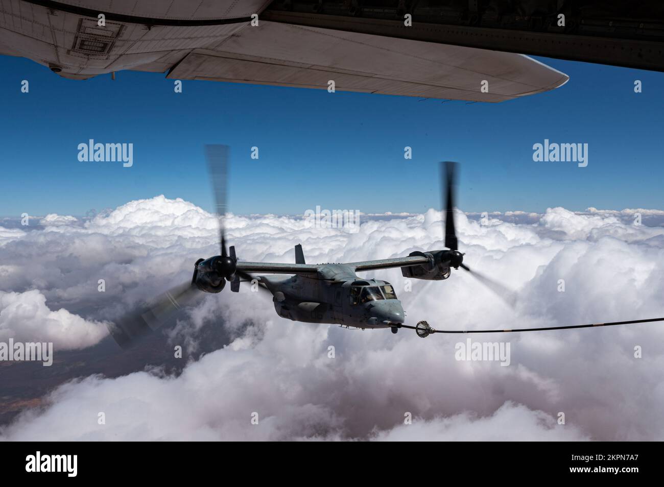 A U.S. Marine Corps MV-22 Osprey, assigned to Marine Medium Tiltrotor Squadron 266 (VMM 266 ...