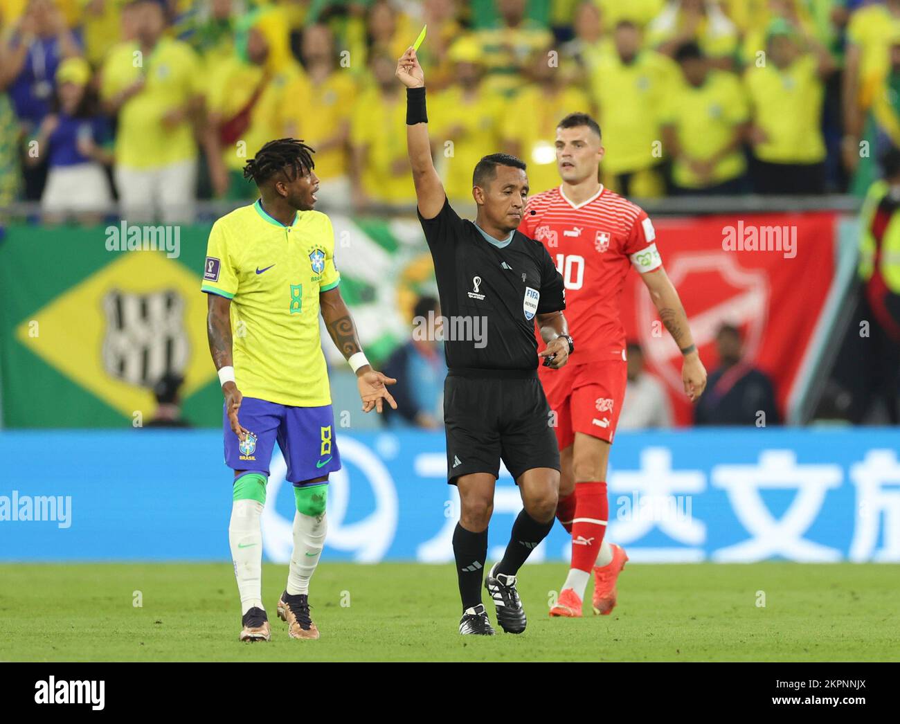 Match referee ivan barton hi-res stock photography and images - Alamy