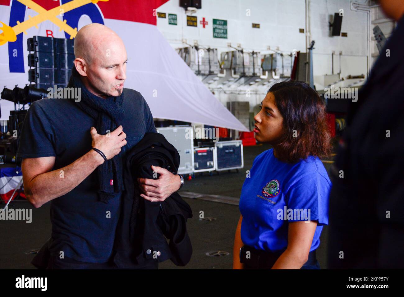 221102-N-RC359-1110 PHILIPPINE SEA (Nov. 2, 2022) Matthew Scannell ...