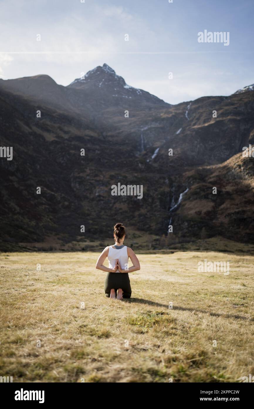 Reverse prayer yoga pose hi-res stock photography and images - Alamy