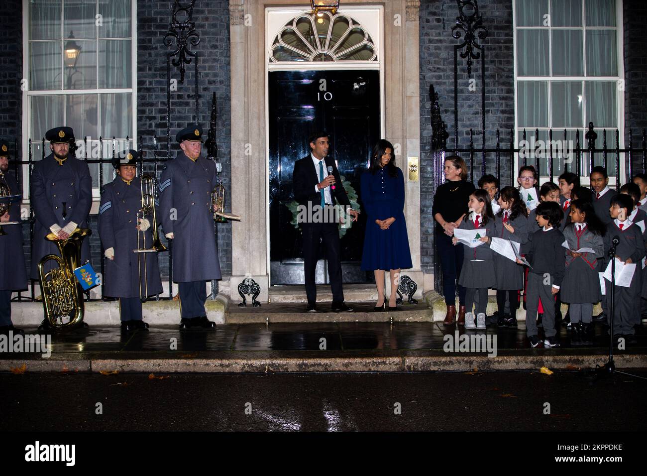 London, England, UK. 28th Nov, 2022. UK Prime Minister RISHI SUNAK and ...