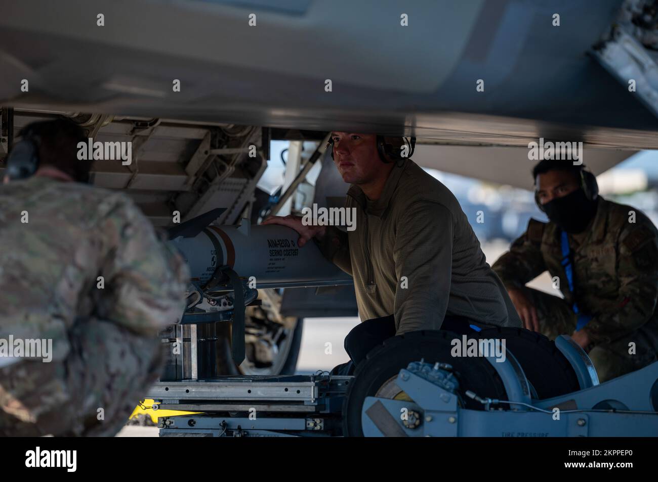 U.S. Air Force Staff Sgt. Fernando Amaya, 94th Fighter Generation ...