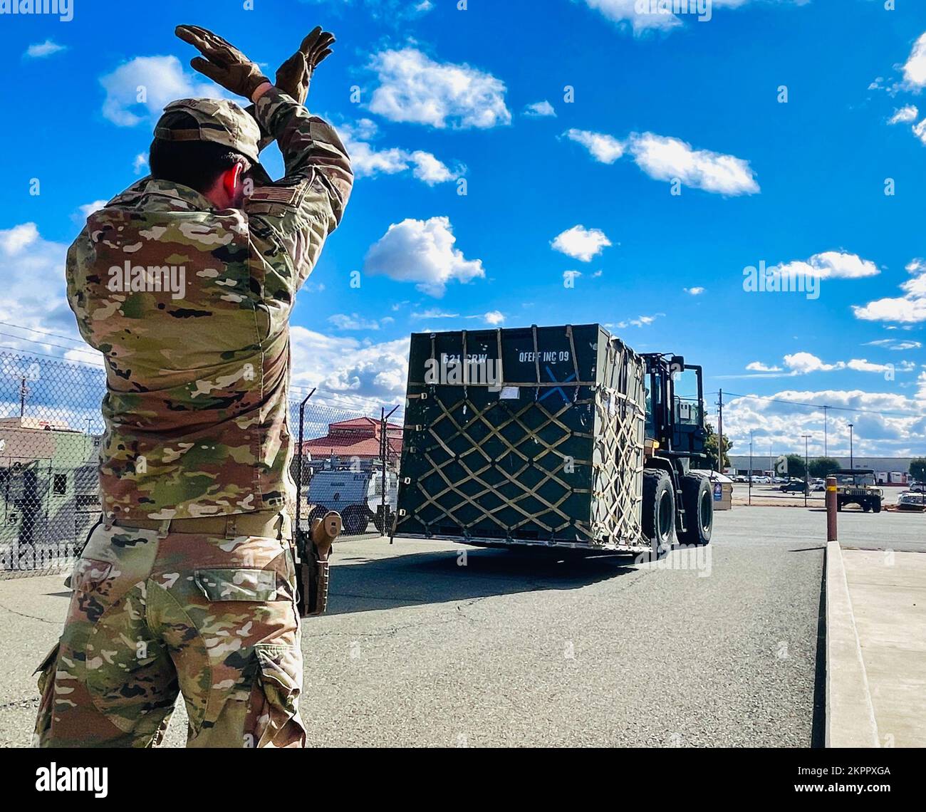 10k all terrain forklift hi-res stock photography and images - Alamy