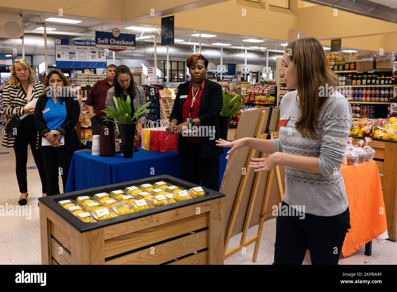 Camp foster commissary hi-res stock photography and images - Alamy
