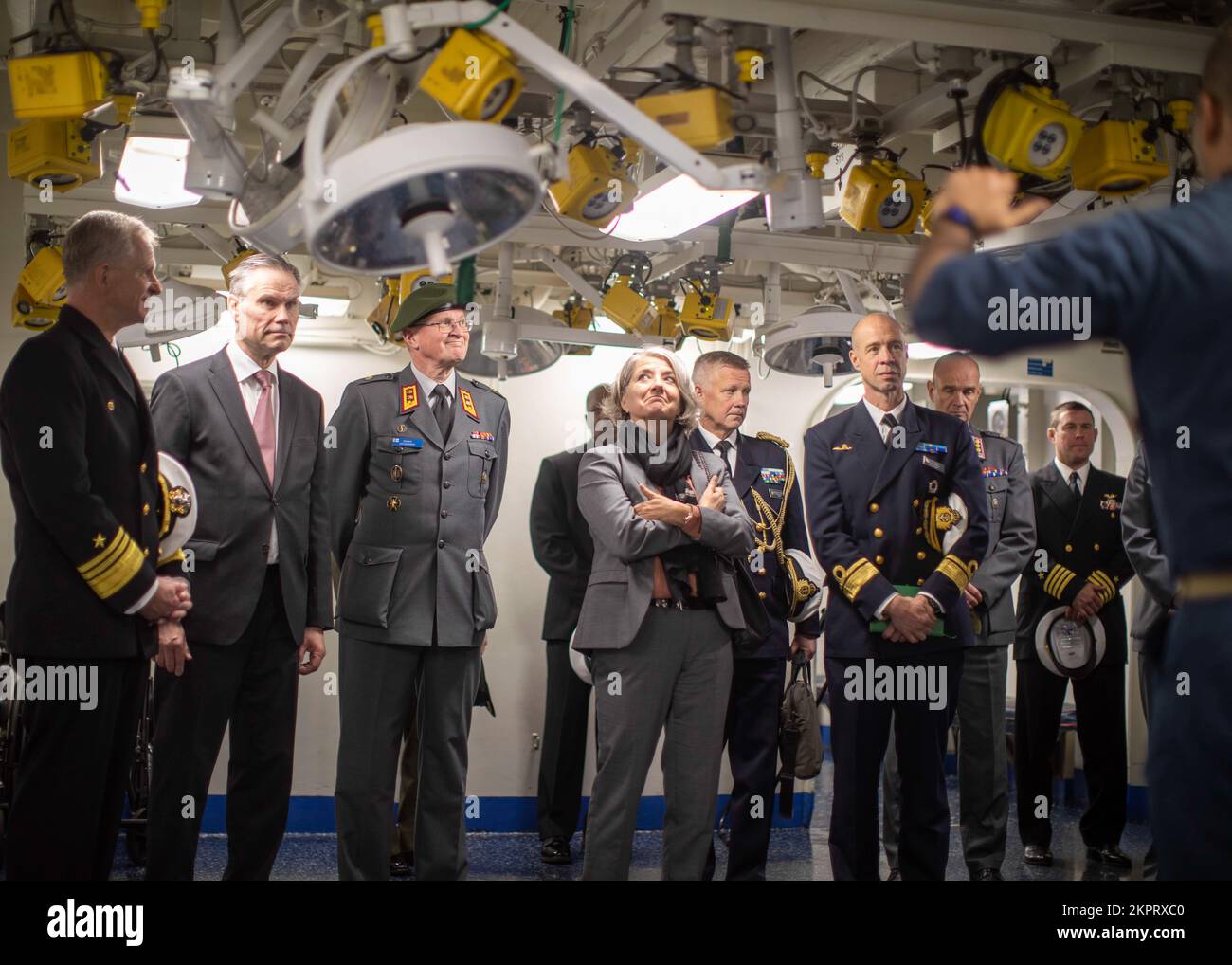Uss wasp commanding officer hi-res stock photography and images - Alamy