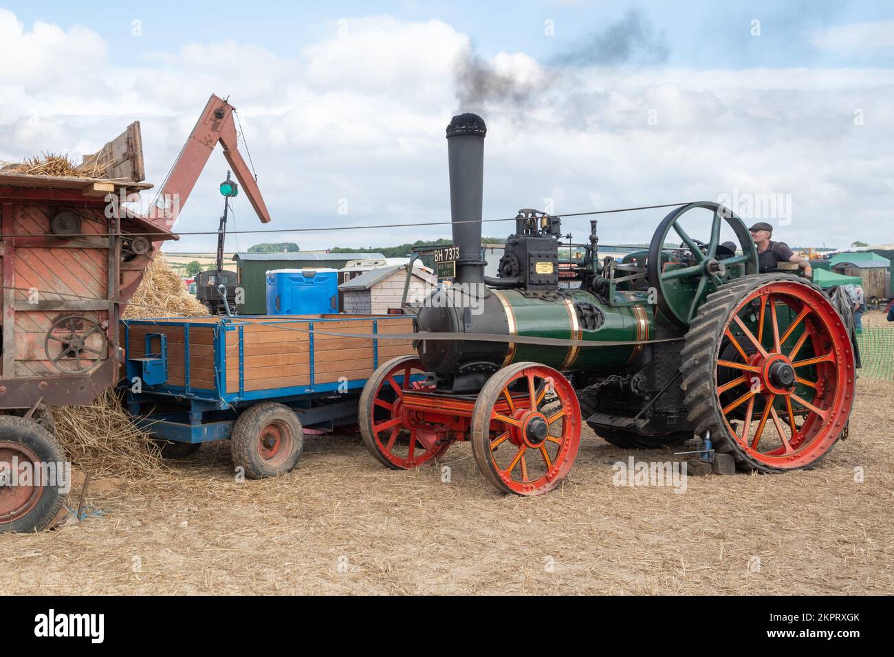 Powering a threshing machine hi-res stock photography and images - Alamy
