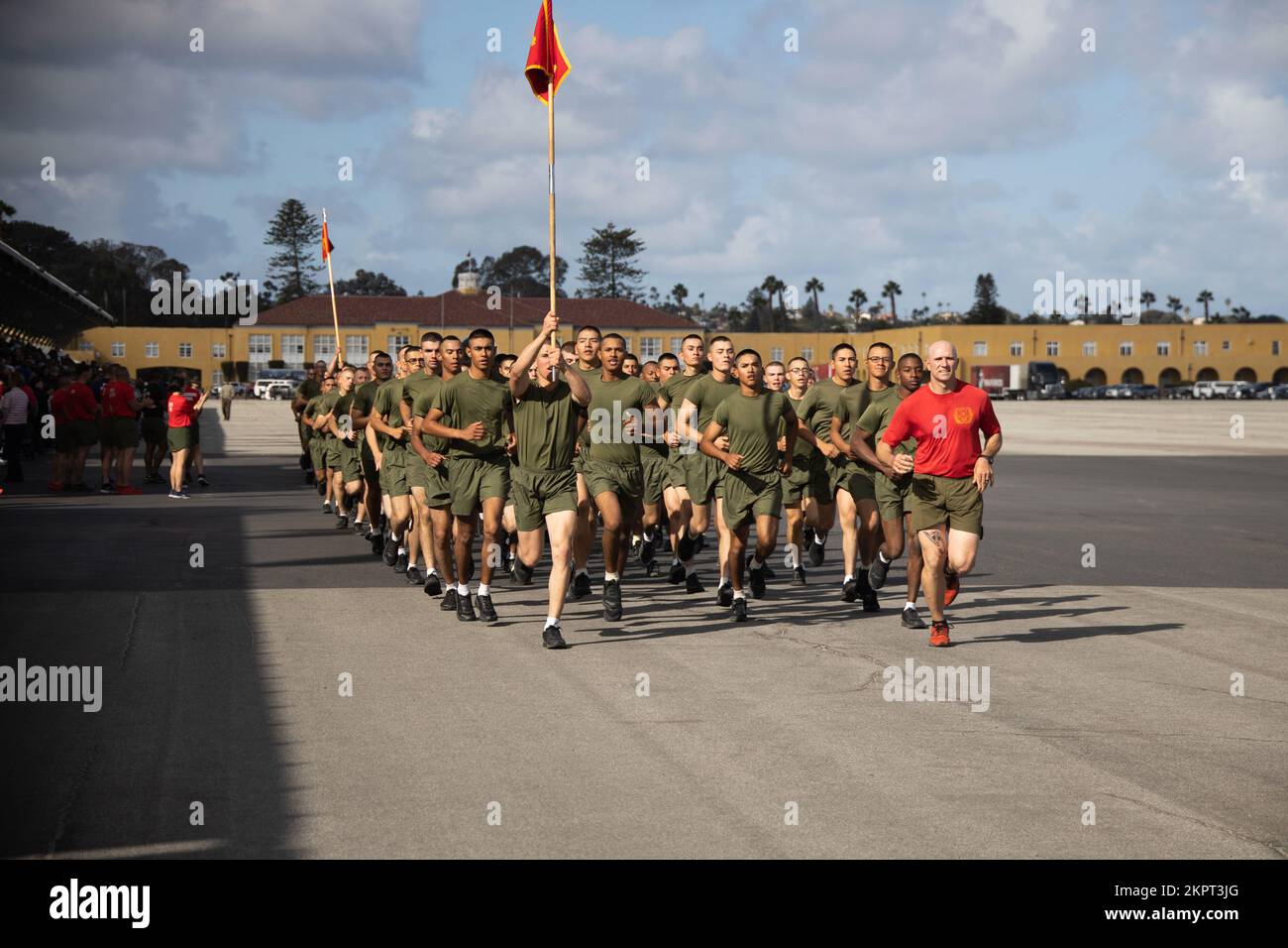 New U.S. Marines with Delta Company, 1st Recruit Training Battalion ...
