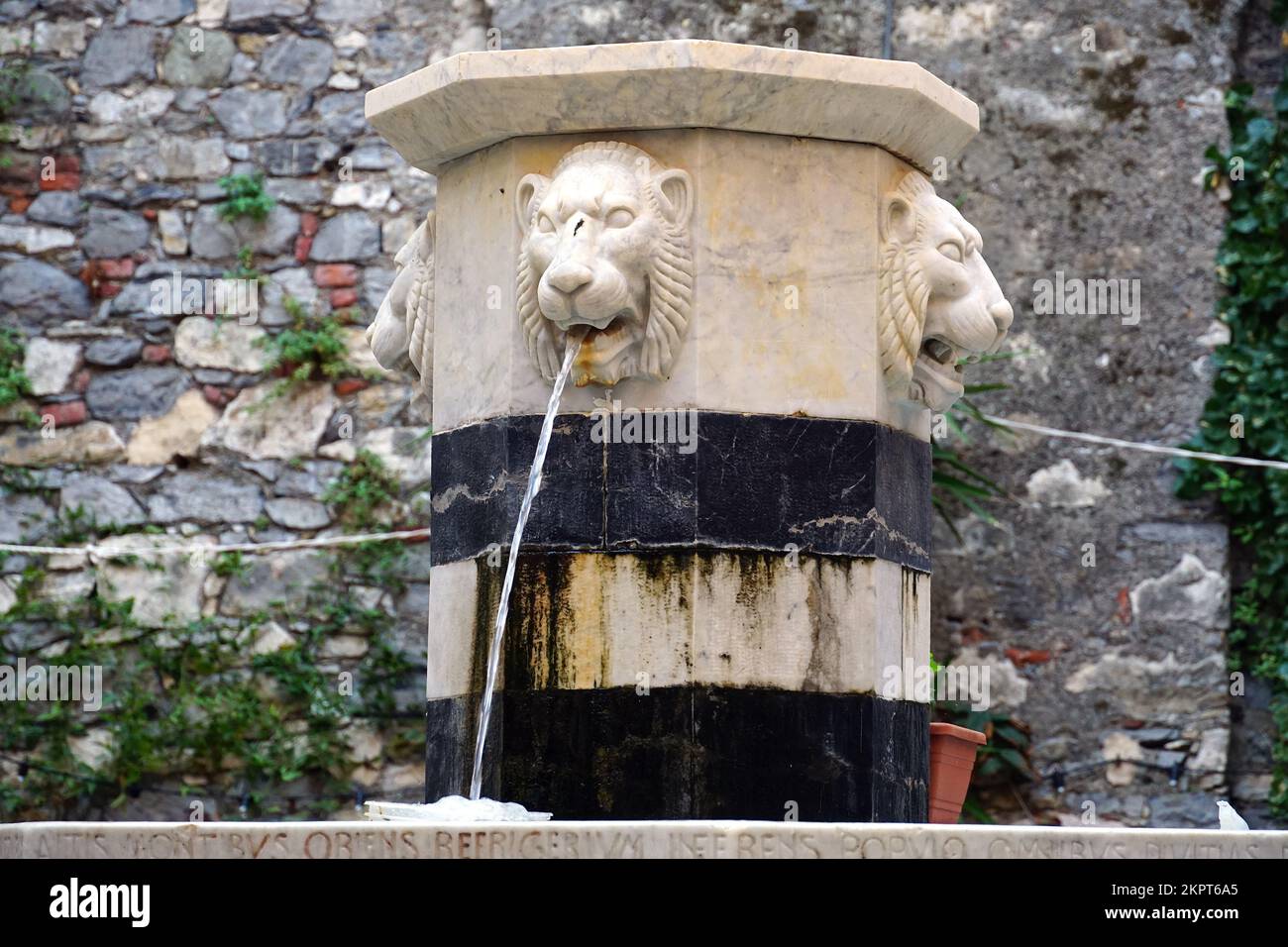 lion fountain, Doria Castle, Porto Venere, Cinque Terre, Liguria, Italy ...