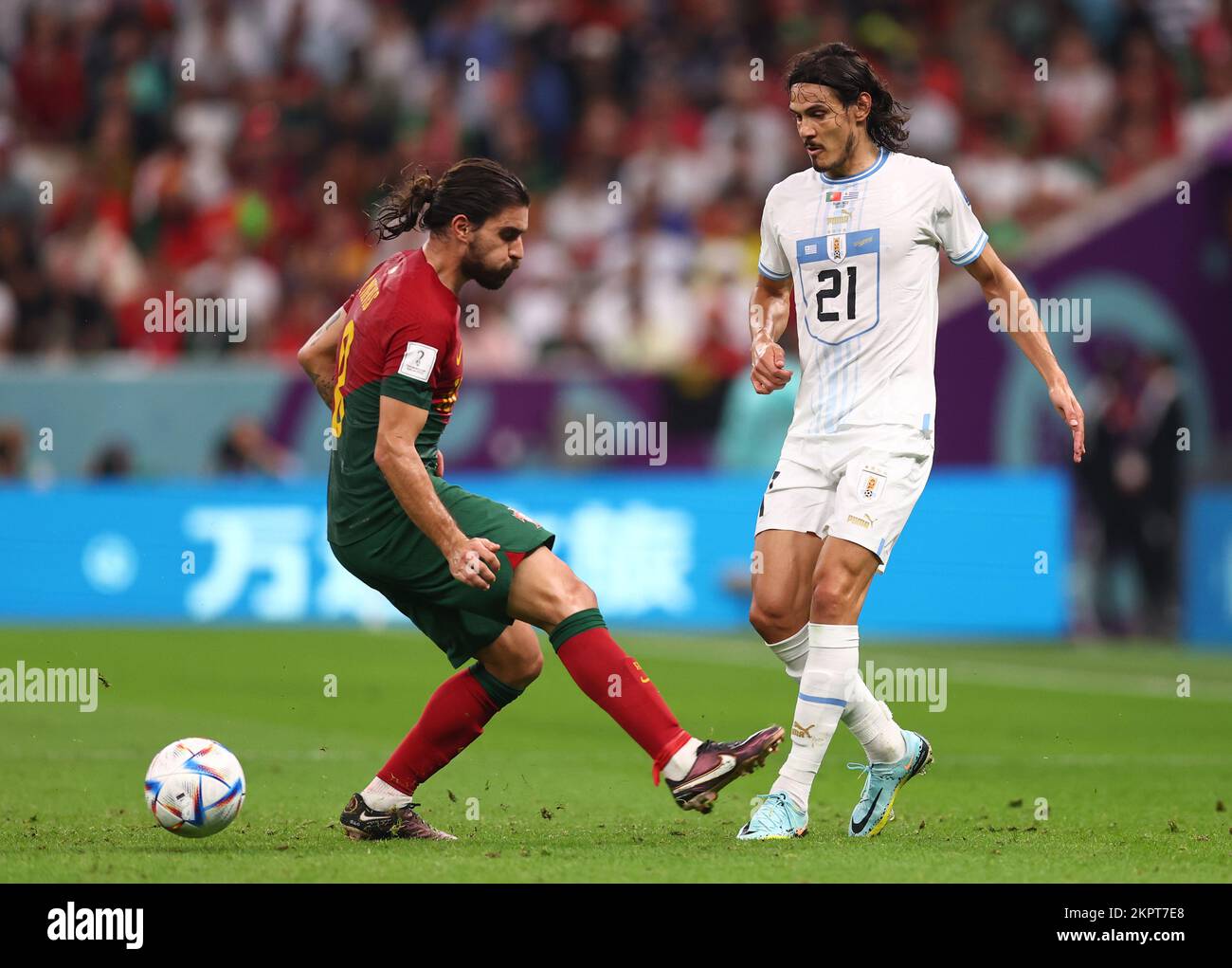 Doha, Qatar. 28th Nov, 2022. Edison Cavani of Uruguay passes through ...