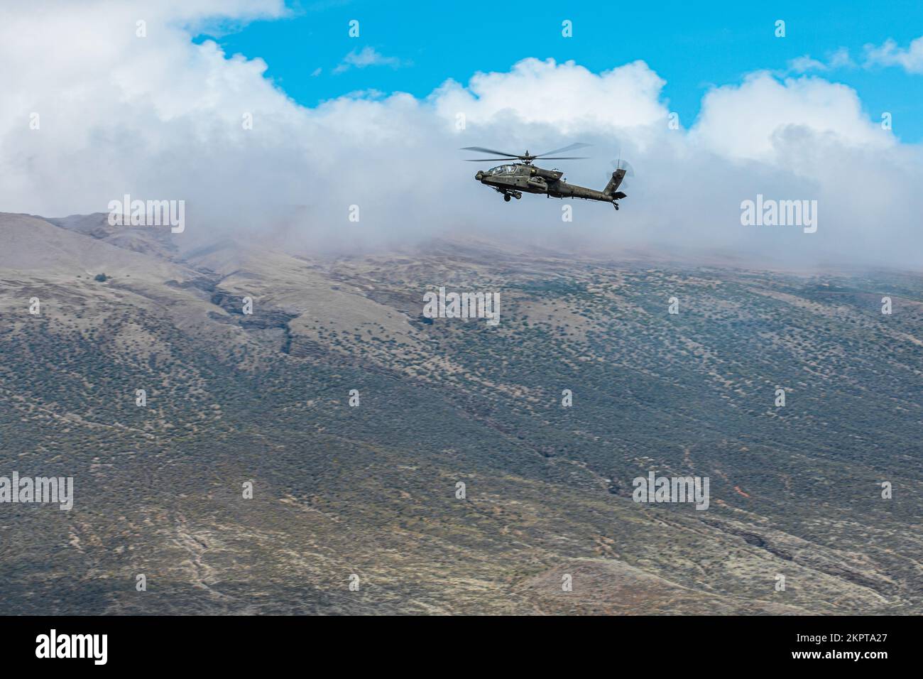 A U.S. Army Boeing AH-64 Apache from 2-6 Cavalry Squadron, 25th Combat ...