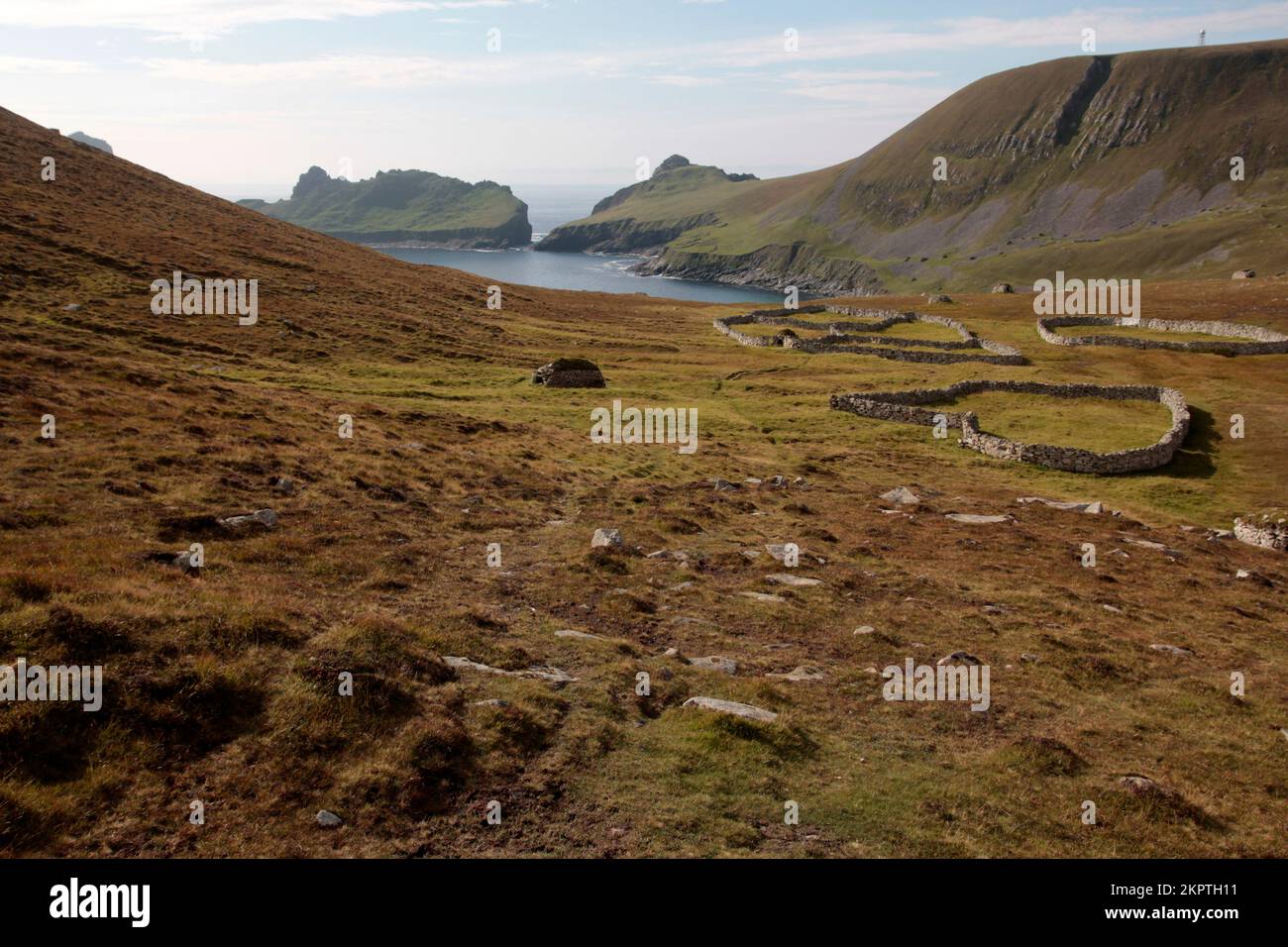 Wall structures and shelters on the archipelago of St Kilda, Outer ...