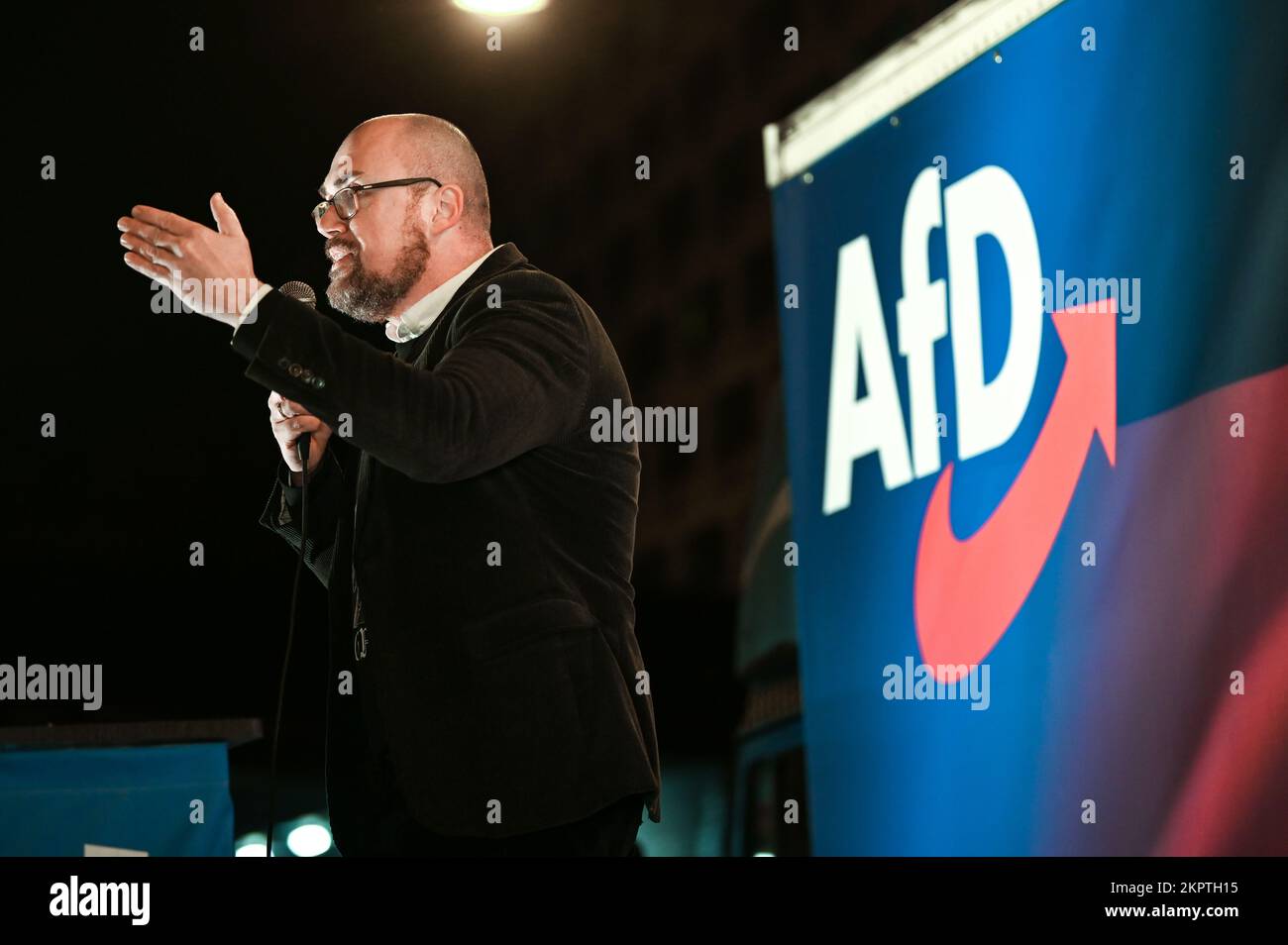 24 November 2022, Saxony-Anhalt, Halle (Saale): Hans-Thomas ...