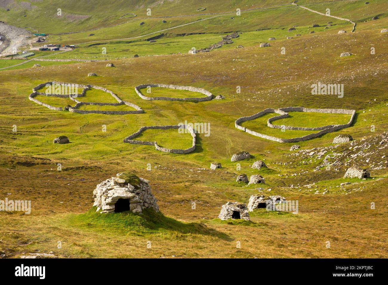 Wall structures and shelters on the archipelago of St Kilda, Outer ...