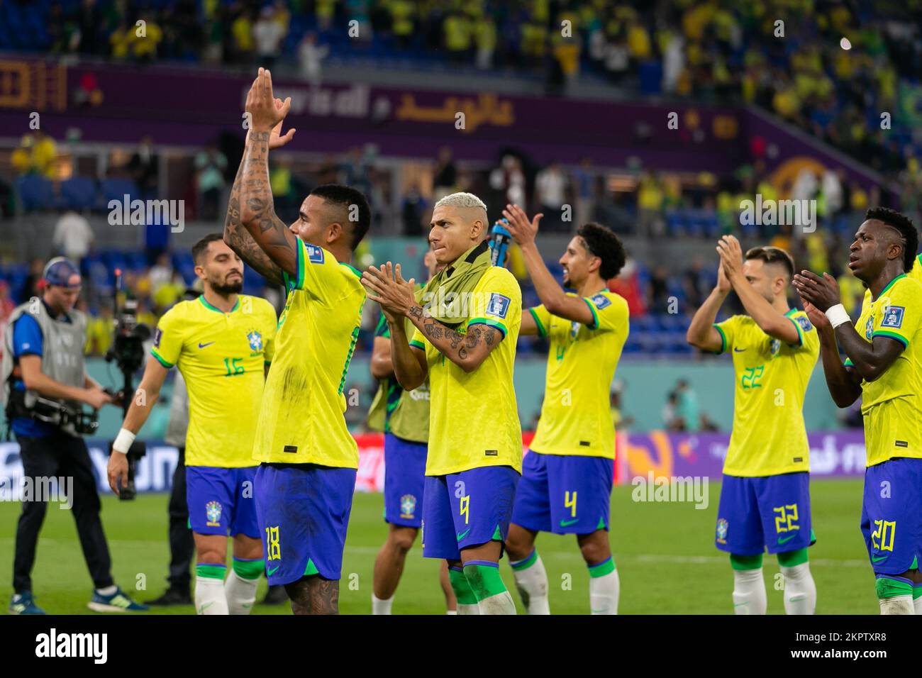 DOHA, QATAR - NOVEMBER 28: Players of Brazil celebrate the victory ...