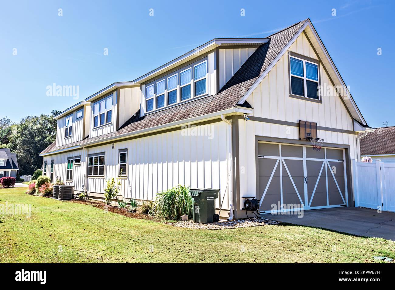 White House Back Lawn White House Transforms From People's House To