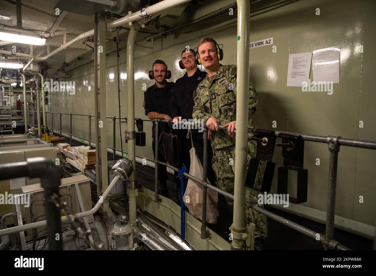 Senior Chief Cryptologic Technician (Technical) Jonathan Cox, from ...
