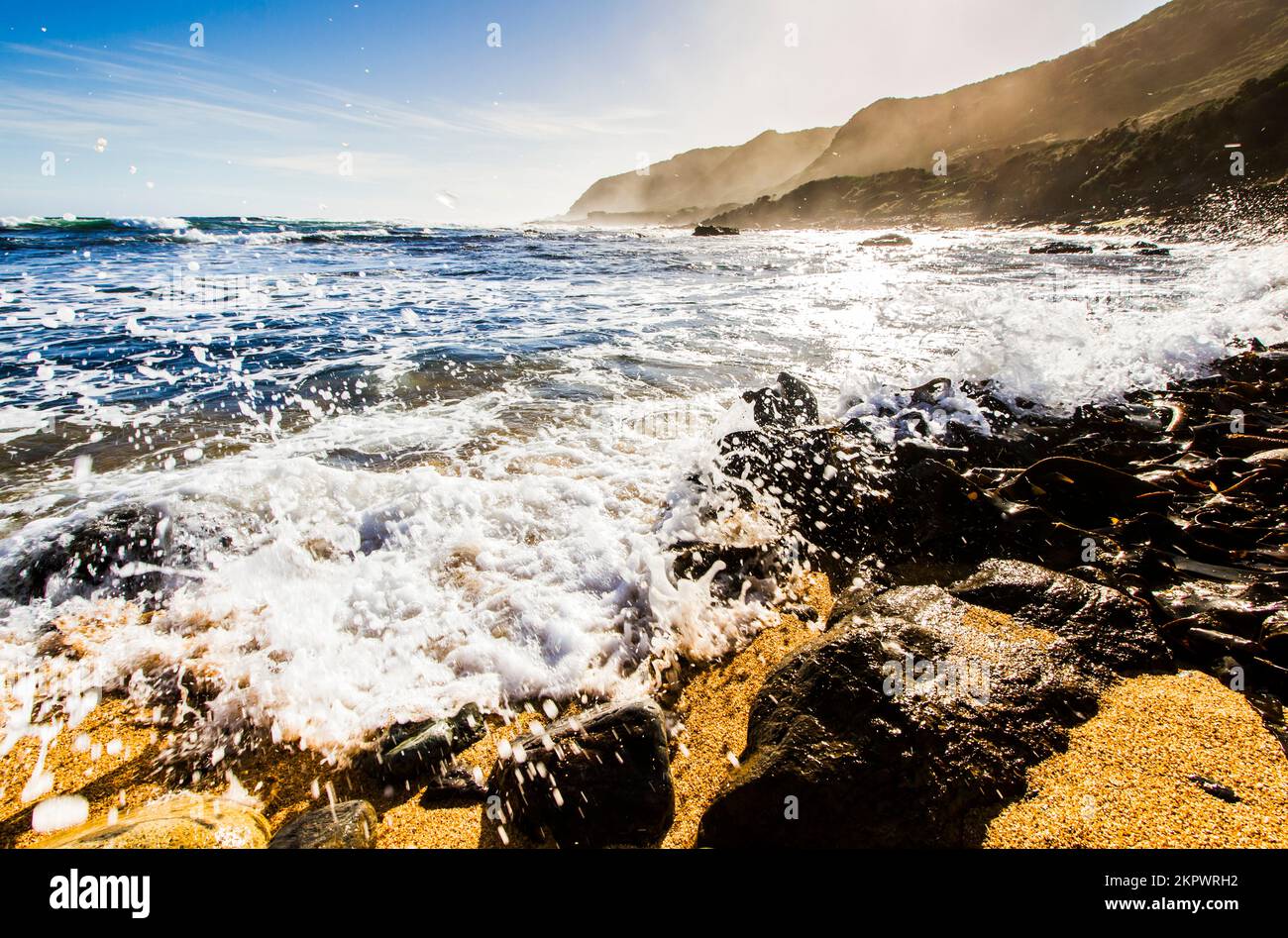 Tidal wave of mist hi-res stock photography and images - Alamy