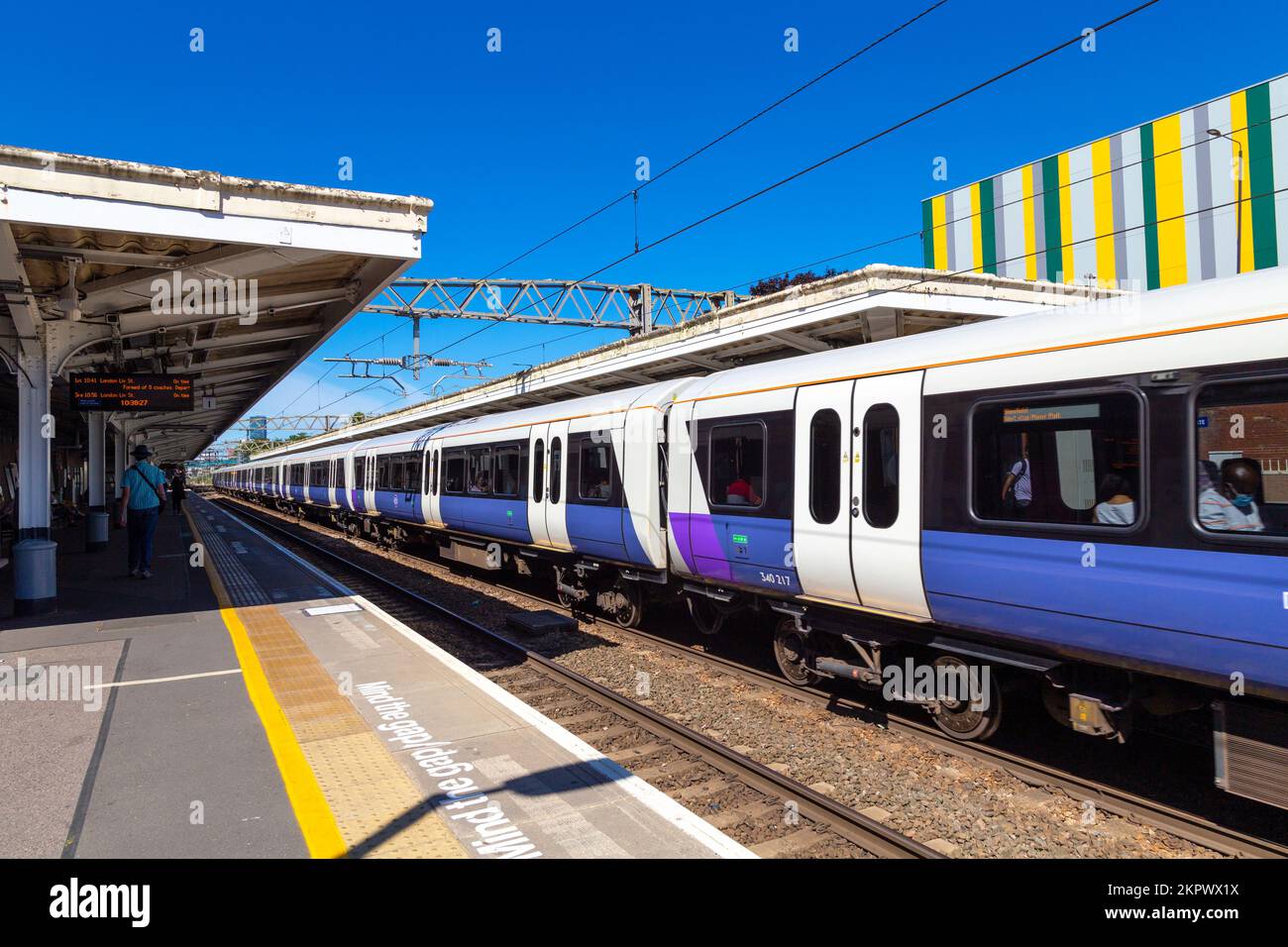 Rail class 345 hi-res stock photography and images - Alamy