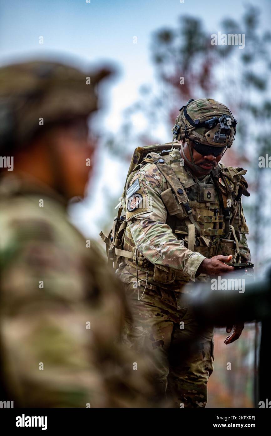 Paratroopers assigned to the 3rd Battalion, 319th Field Artillery Regiment, 1st Brigade Combat ...