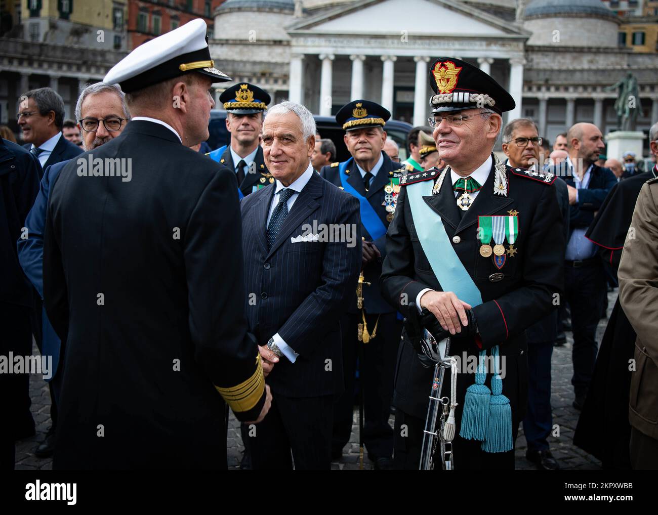 221104-N-DK722-1004 NAPLES, Italy (Nov. 4, 2022) U.S. Navy Adm. Stuart ...