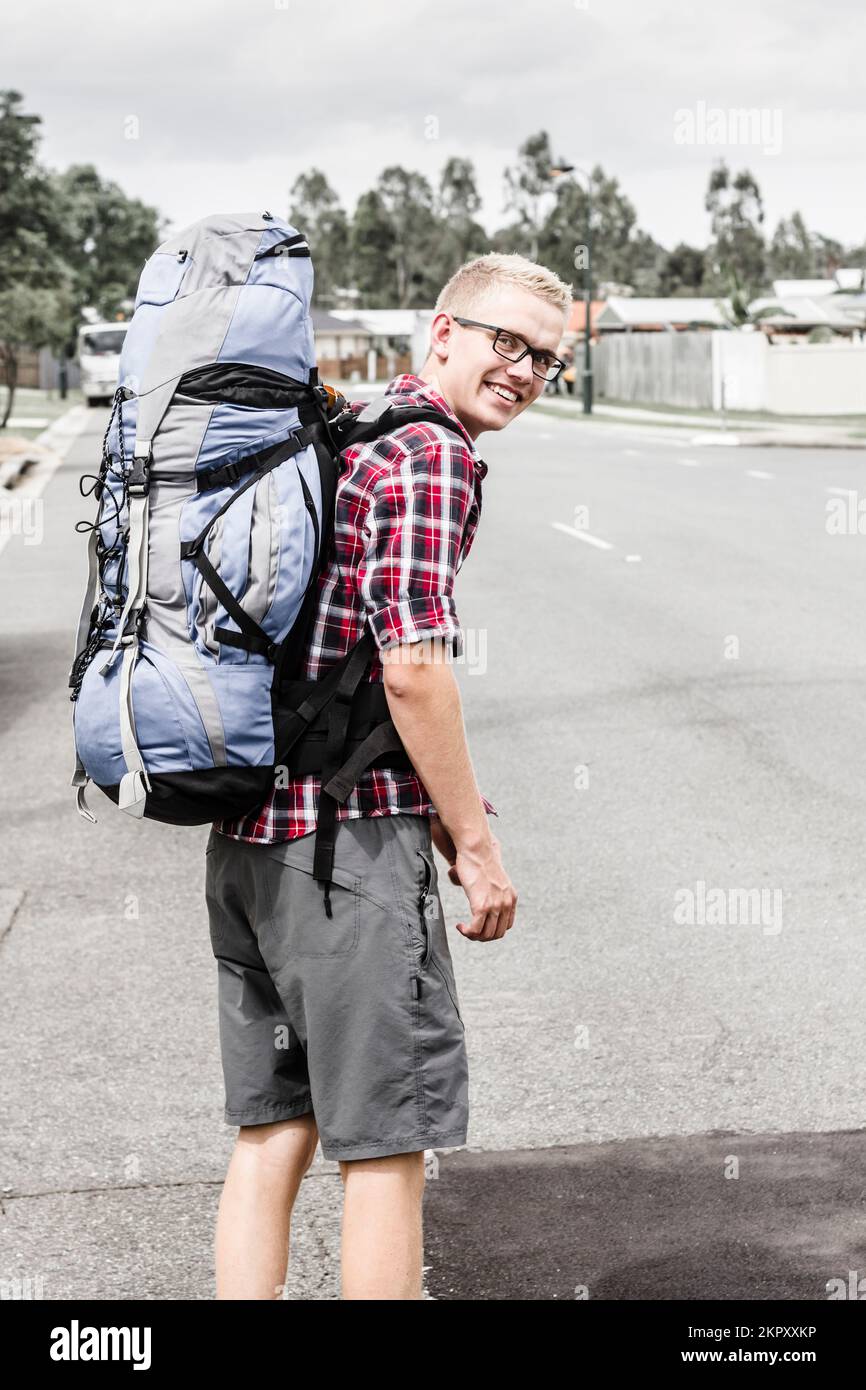 Men travelling backpacker hi-res stock photography and images - Alamy