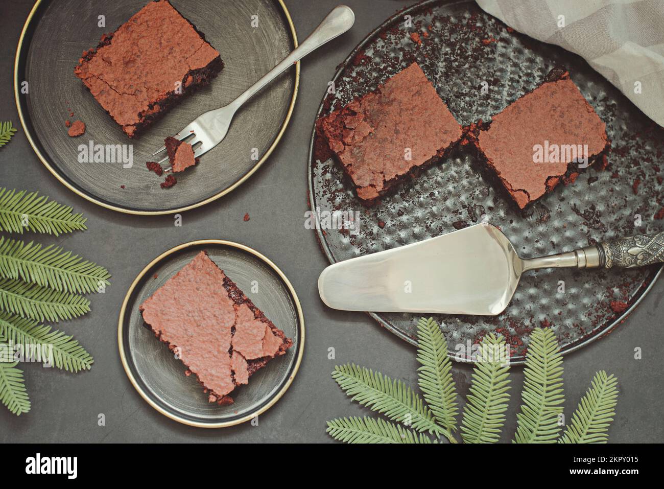 Four slices cake hi-res stock photography and images - Alamy