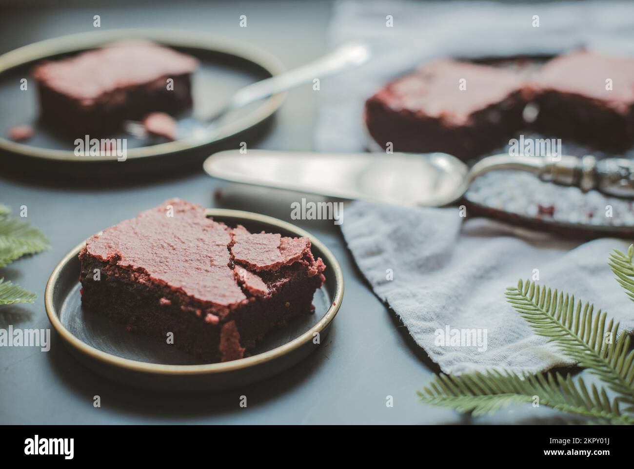 Four slices cake hi-res stock photography and images - Alamy