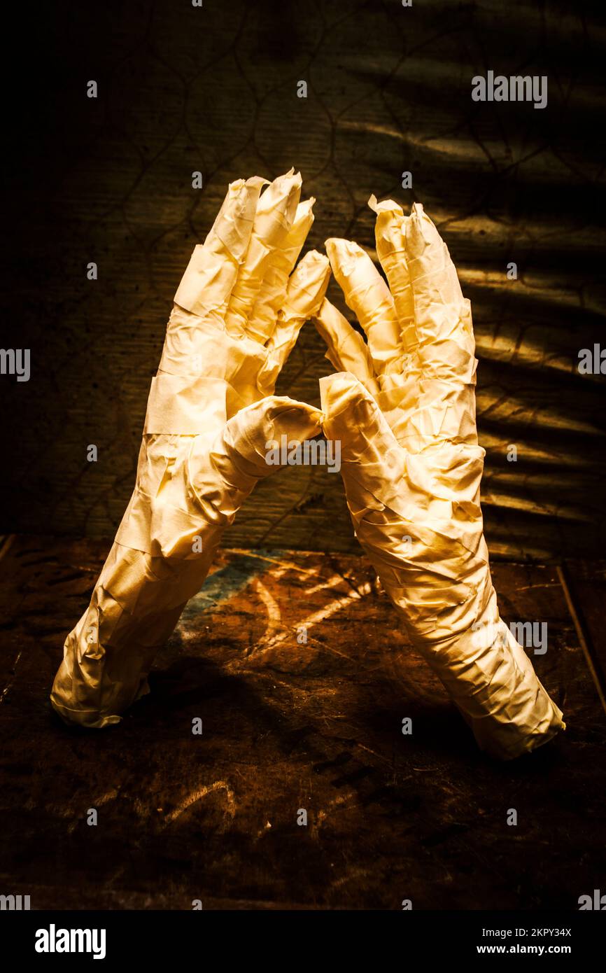 Arm wrestle arm wrestle hi-res stock photography and images - Alamy