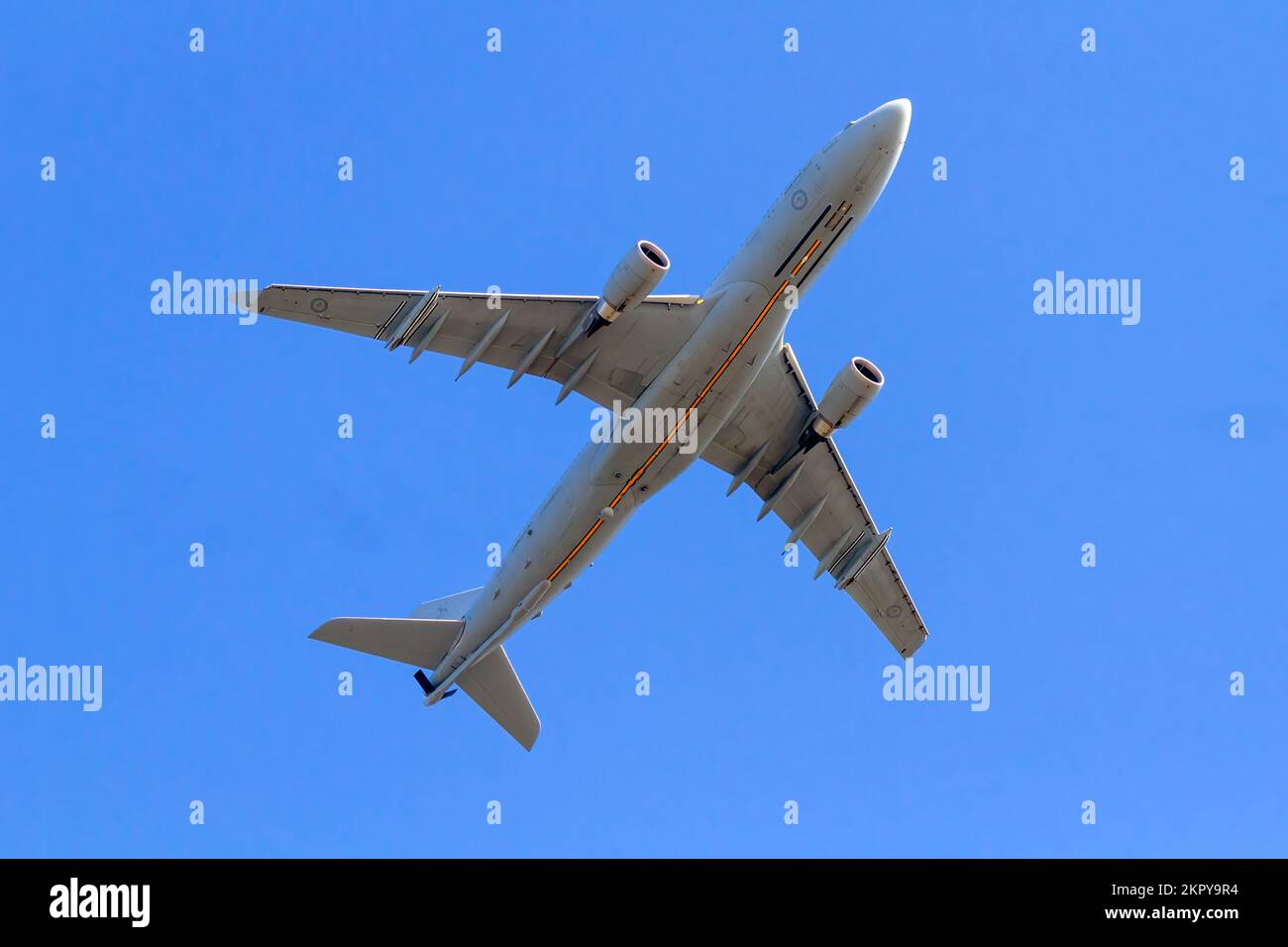Kc 330 multi role tanker transport hi-res stock photography and images ...