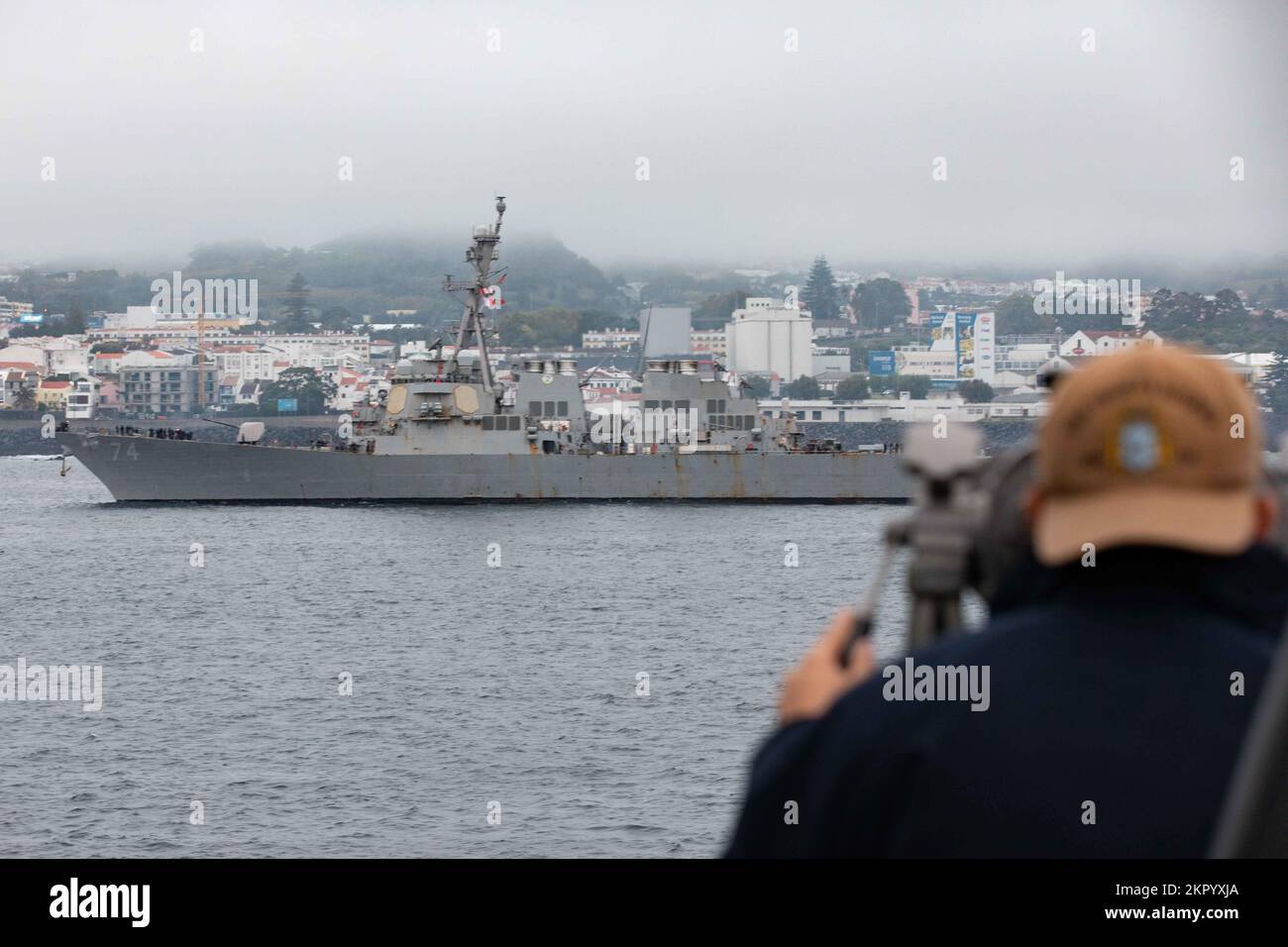Arleigh Burke-class guided missile destroyer USS McFaul (DDG 74) sails ...