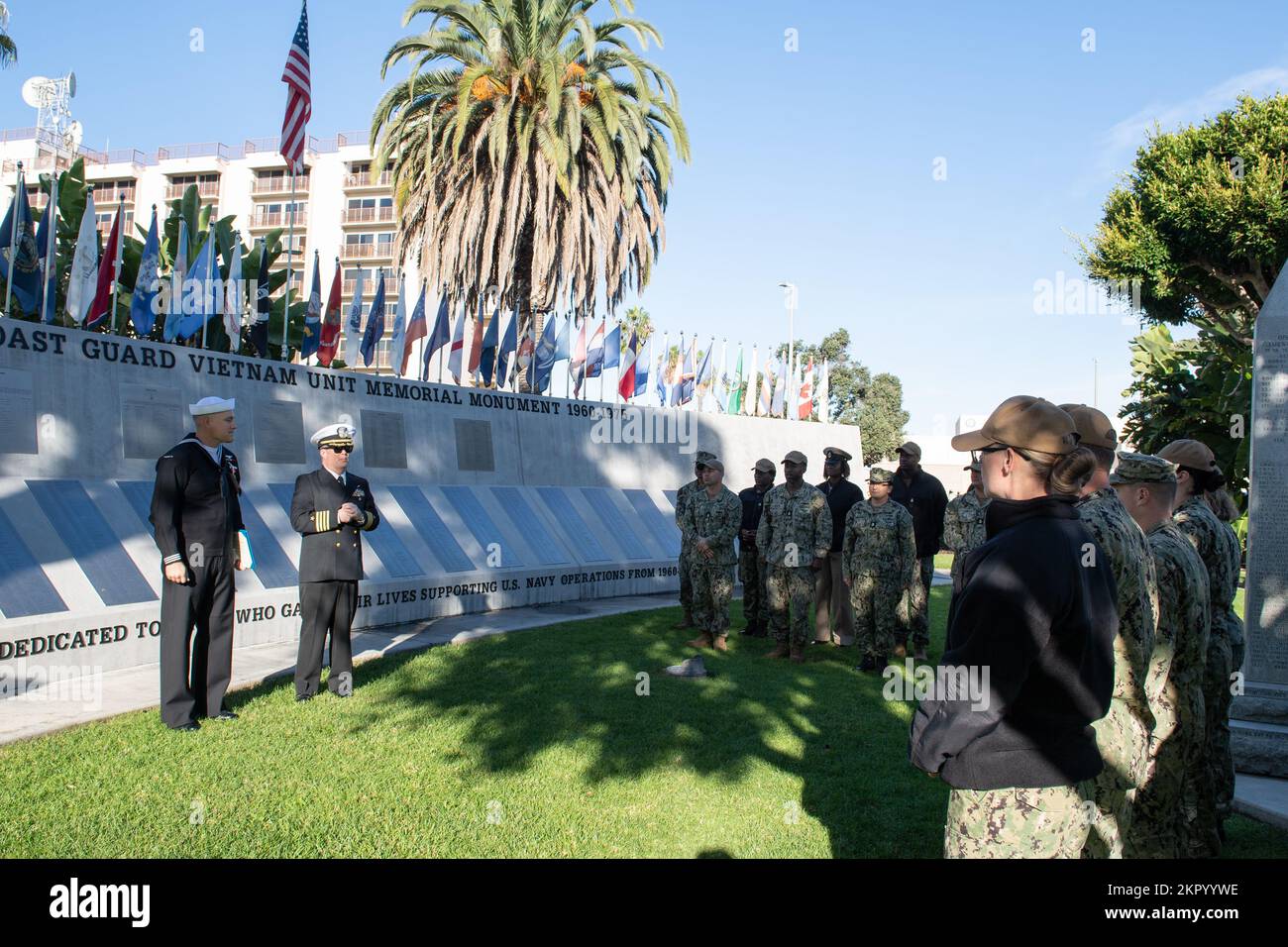 221104-N-UN585-1011 NAVAL AMPHIBIOUS BASE CORONADO, Calif. (Nov. 4 ...