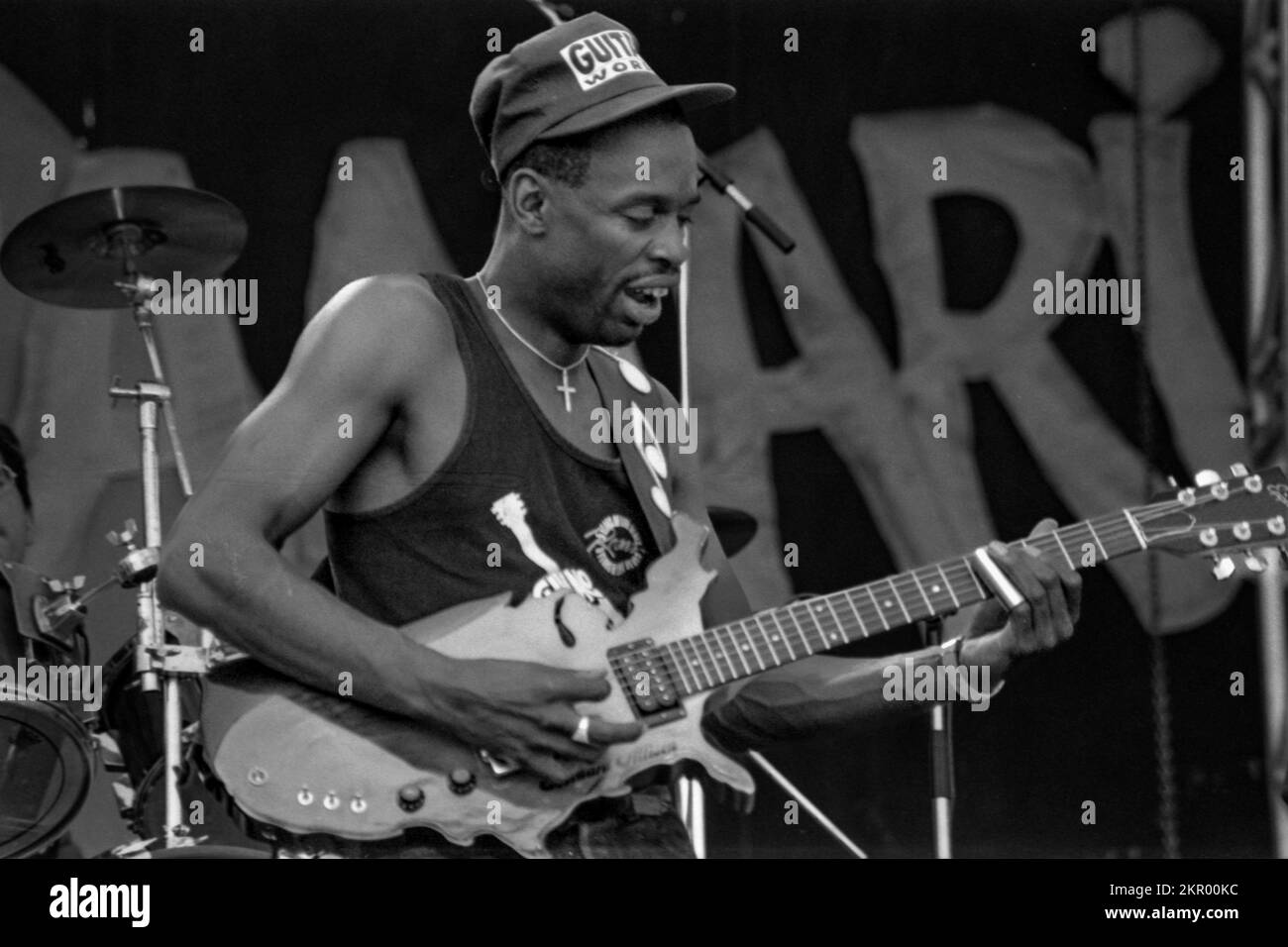 Bernard Allison playing the blues on his custom signature Epiphone ...