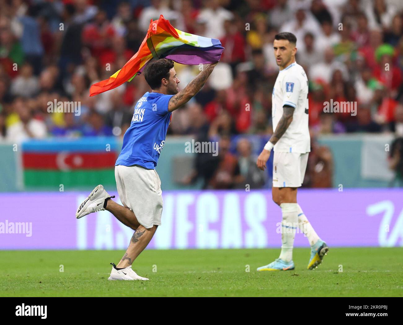 Qatar pitch invader 2022 world cup flag hi-res stock photography and ...